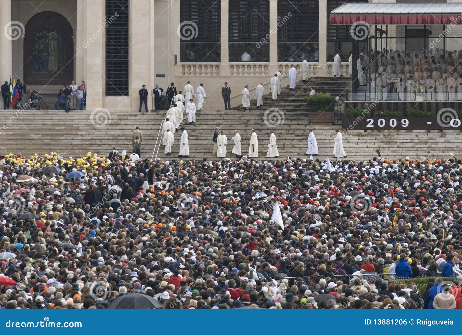 Sanctuary Fatima - May 13 , 2009 Editorial Photo - Image of christian ...