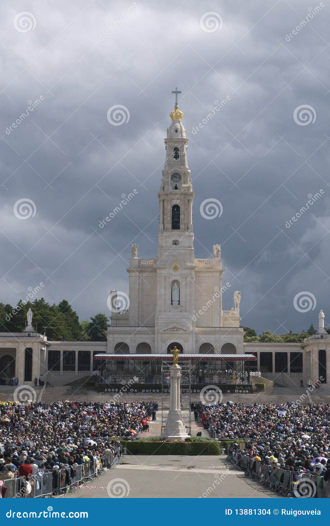 Sanctuary Fatima , May 13 - 2009 Editorial Stock Image - Image of ...