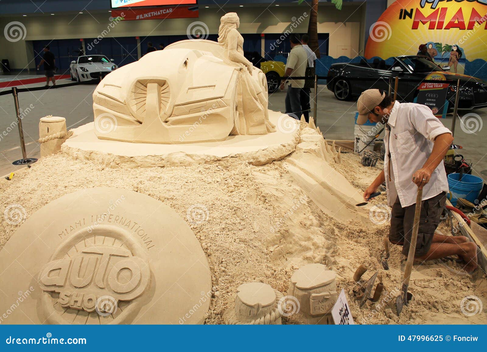 Sand Artist At Work Editorial Image | CartoonDealer.com #194401304