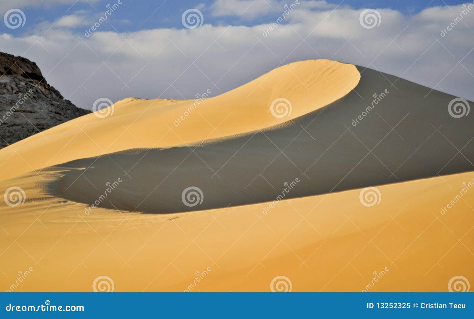 11,322 Dune Cliff Stock Photos - Free & Royalty-Free Stock Photos from ...