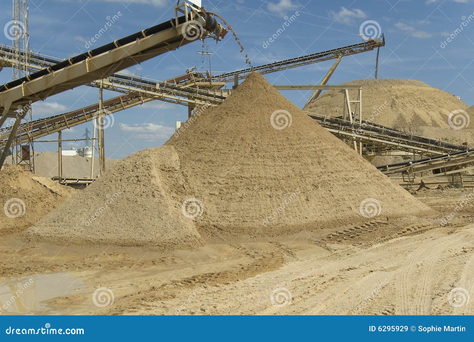 Sand extraction site stock image. Image of mover, industrial - 6295929