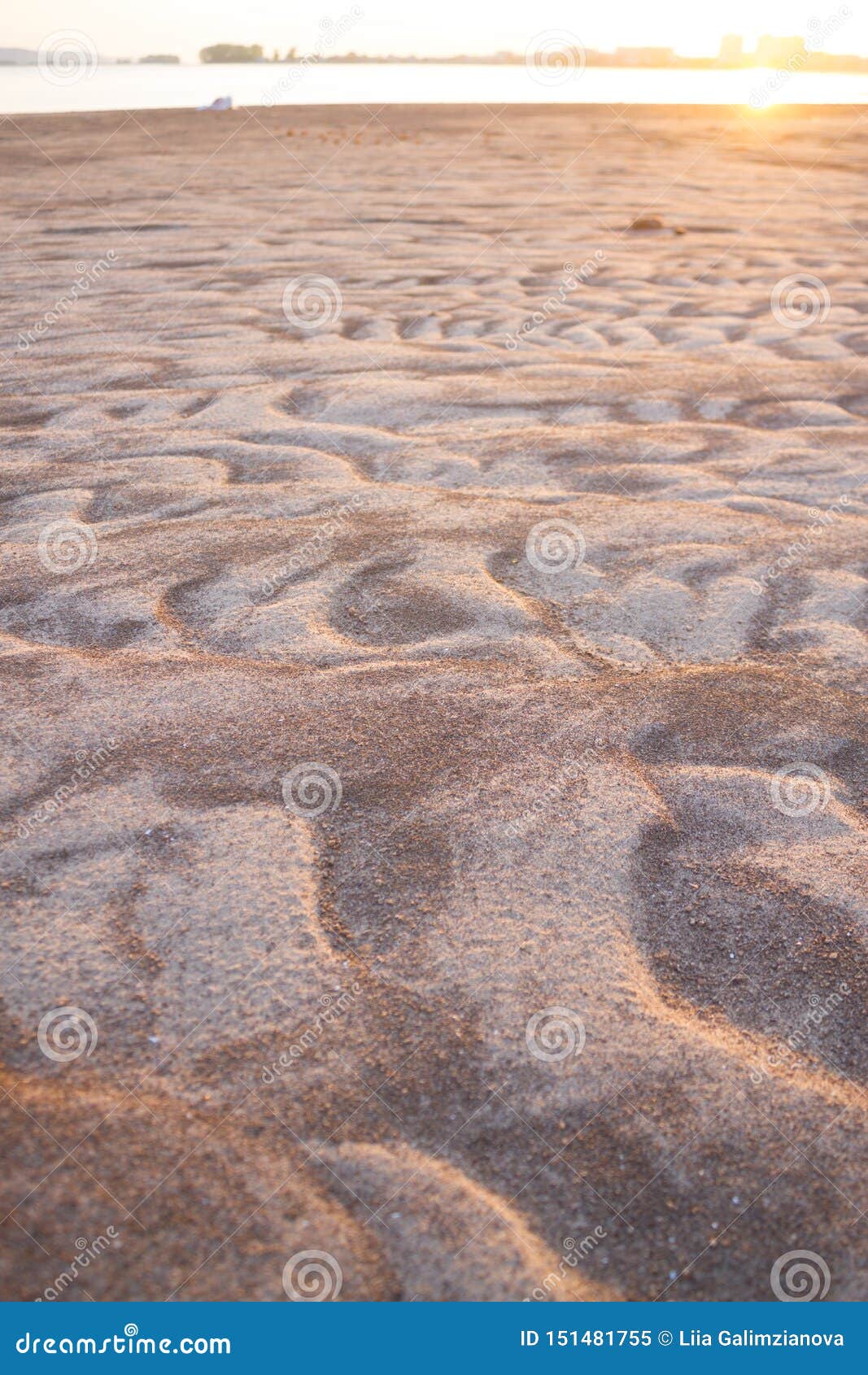 Sand pattern in the desert stock image. Image of dune - 151481755