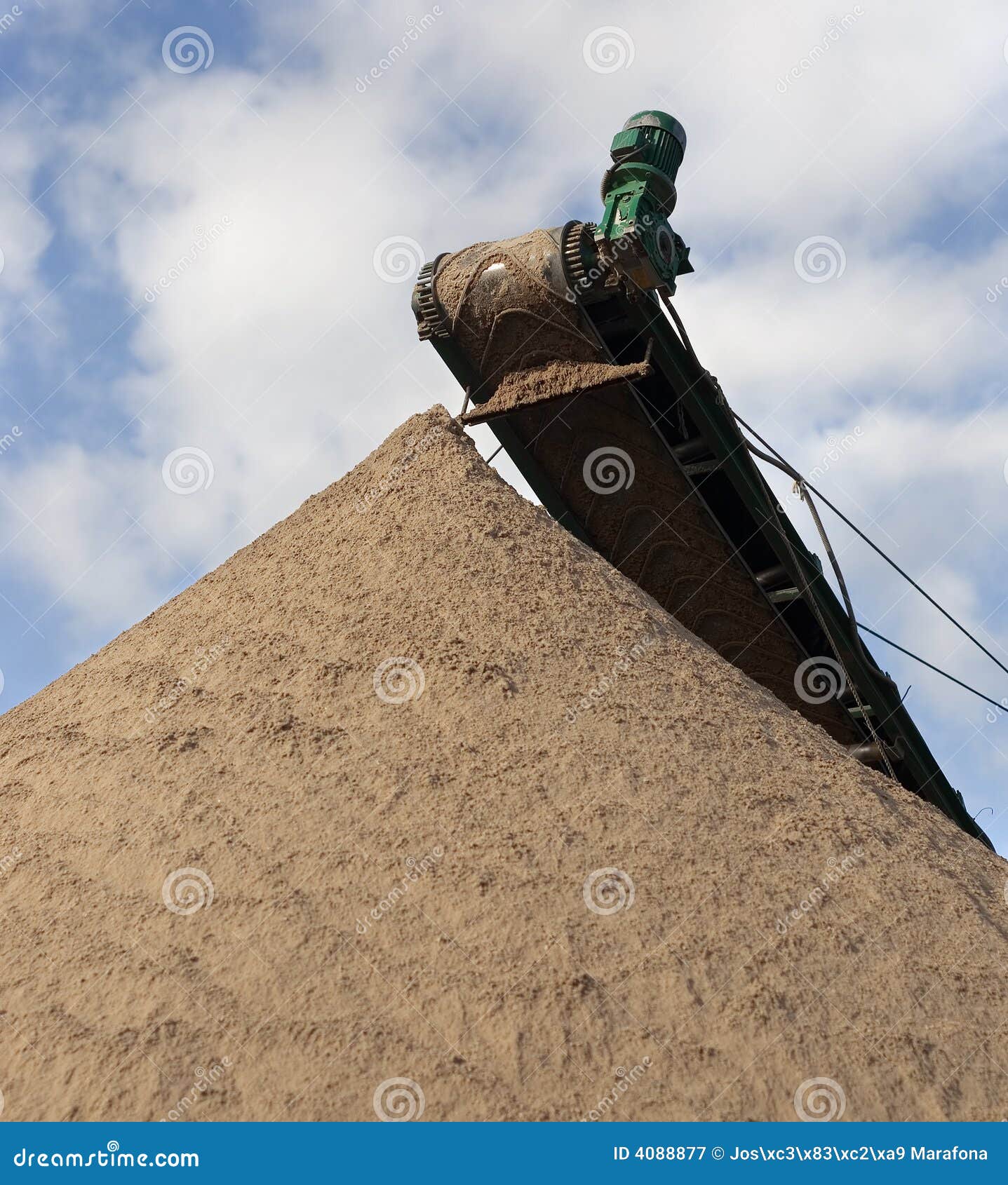 Sand quarry stock image. Image of quarry, belt, dust, construct - 4088877