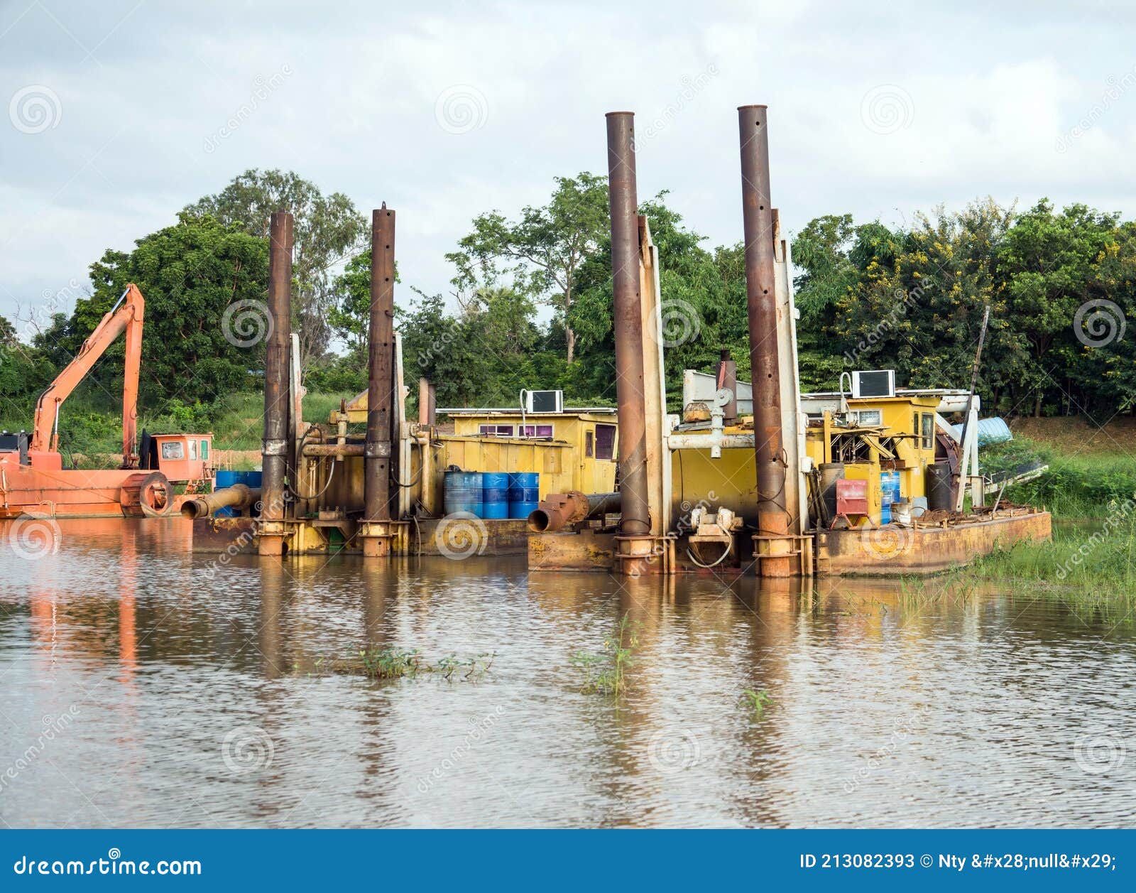 Sand suction boat stock image. Image of digging, pipe - 213082393