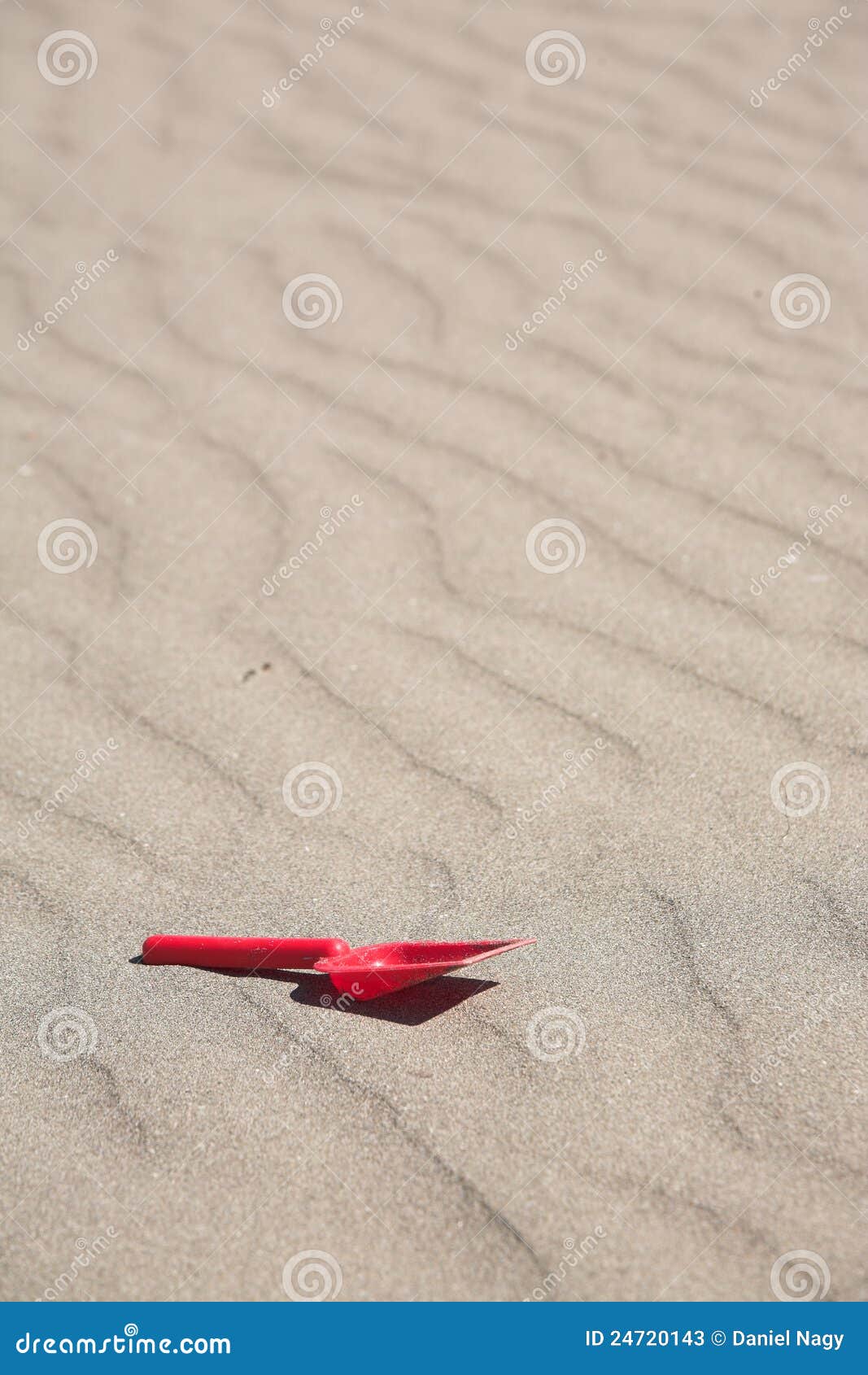 Sand Weaves and a Red Plastic Shovel Stock Image - Image of outdoor ...