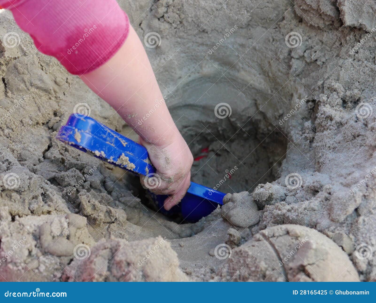Sandbox child playing stock image. Image of pail, offspring - 28165425