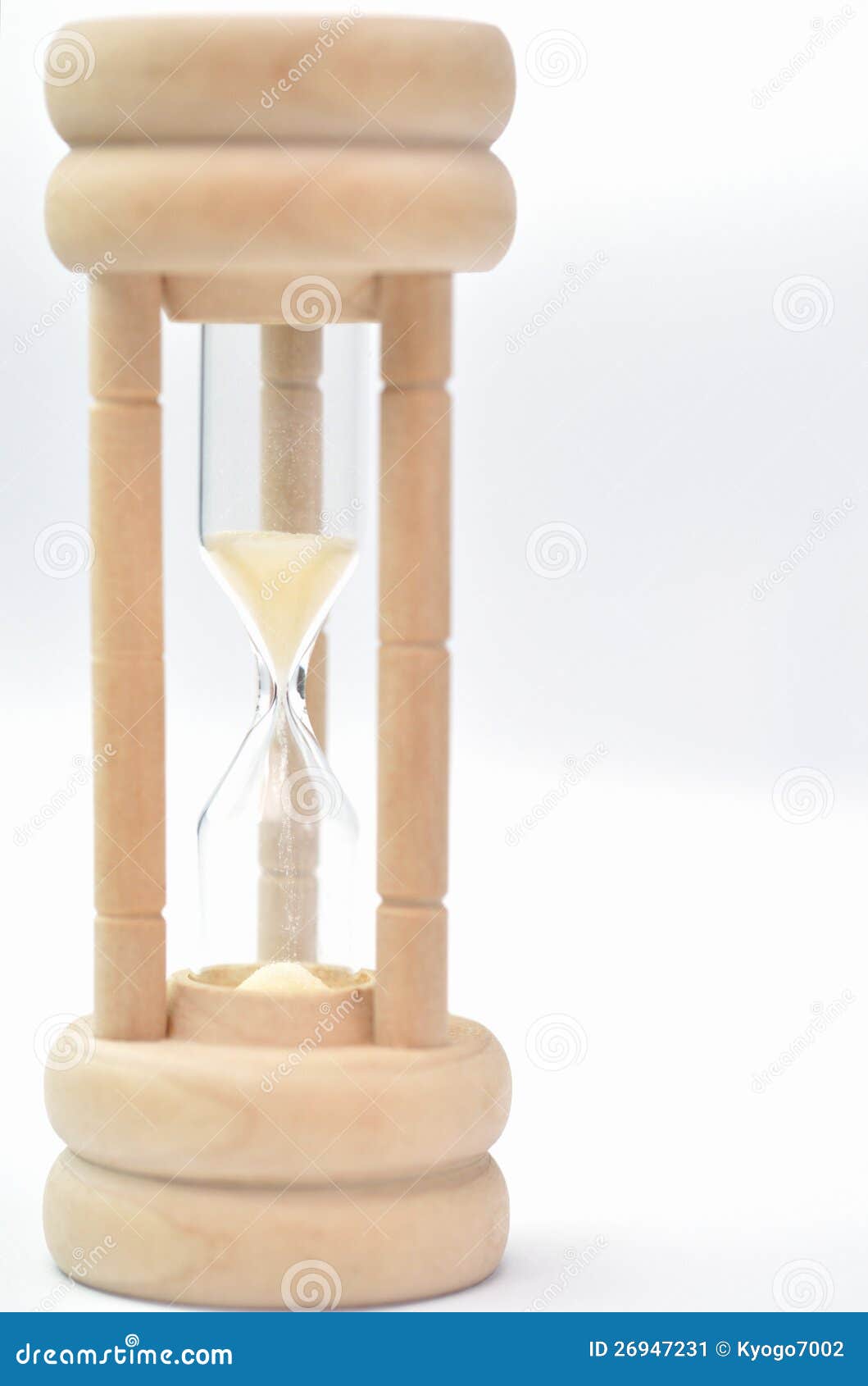 Sandglass stock afbeelding. Image of goederen, sluit - 26947231