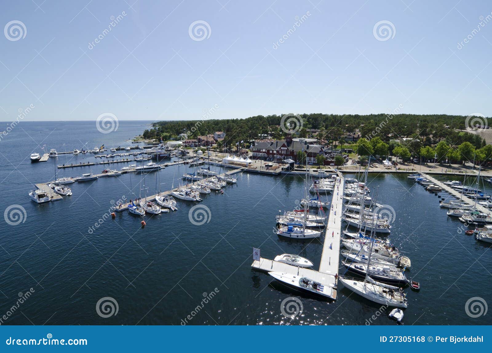 Sandhamn Stockholm Archipelago Stock Photo - Image of village, pontoon ...