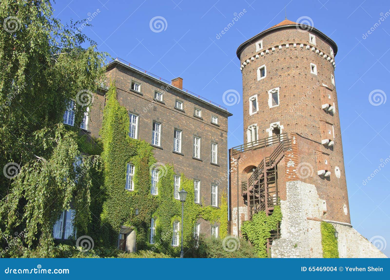 The Sandomierz Tower of Wawel Castle Stock Photo - Image of landmark ...