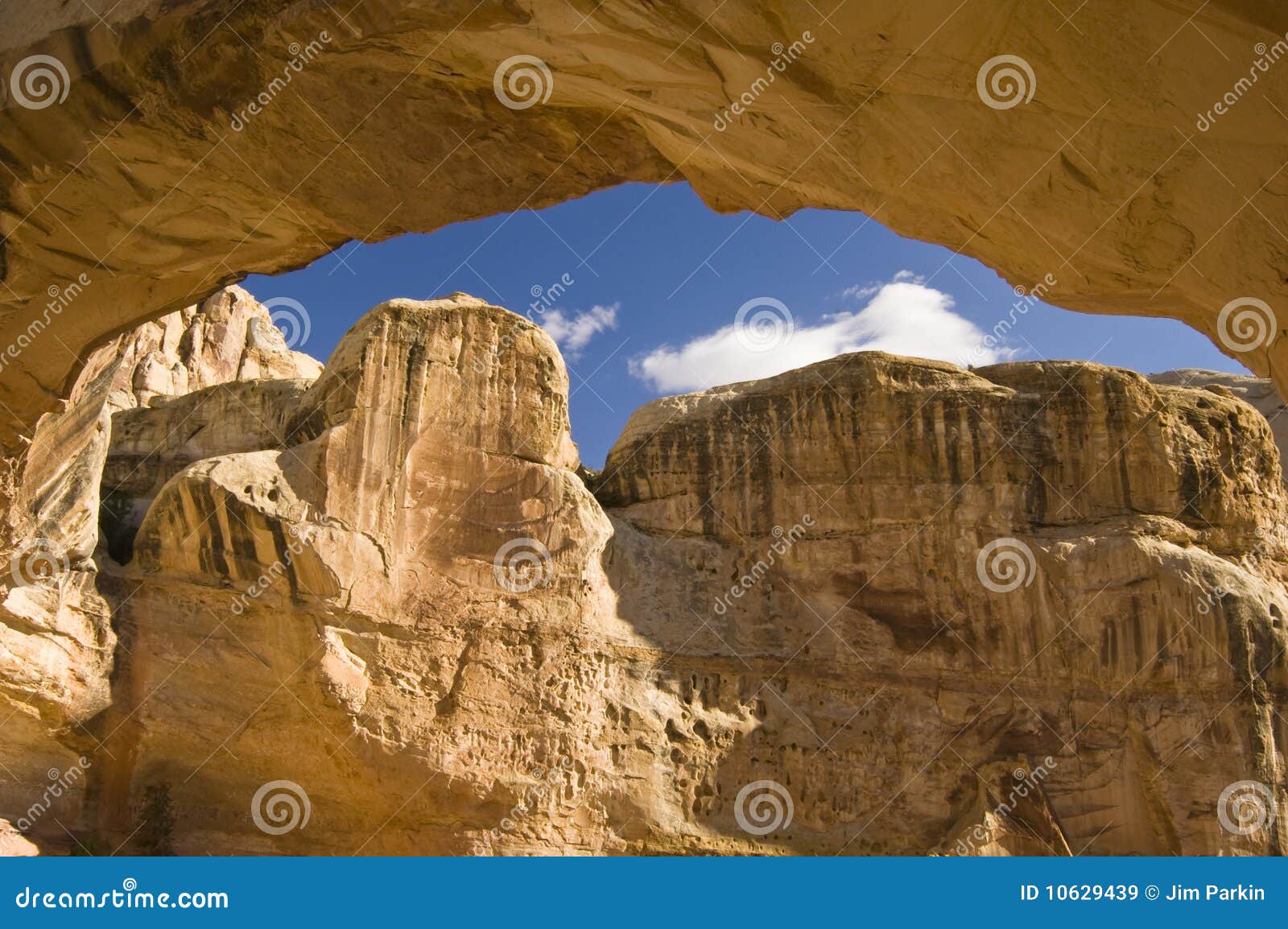 Sandstone bridge stock image. Image of scenic, plateau - 10629439