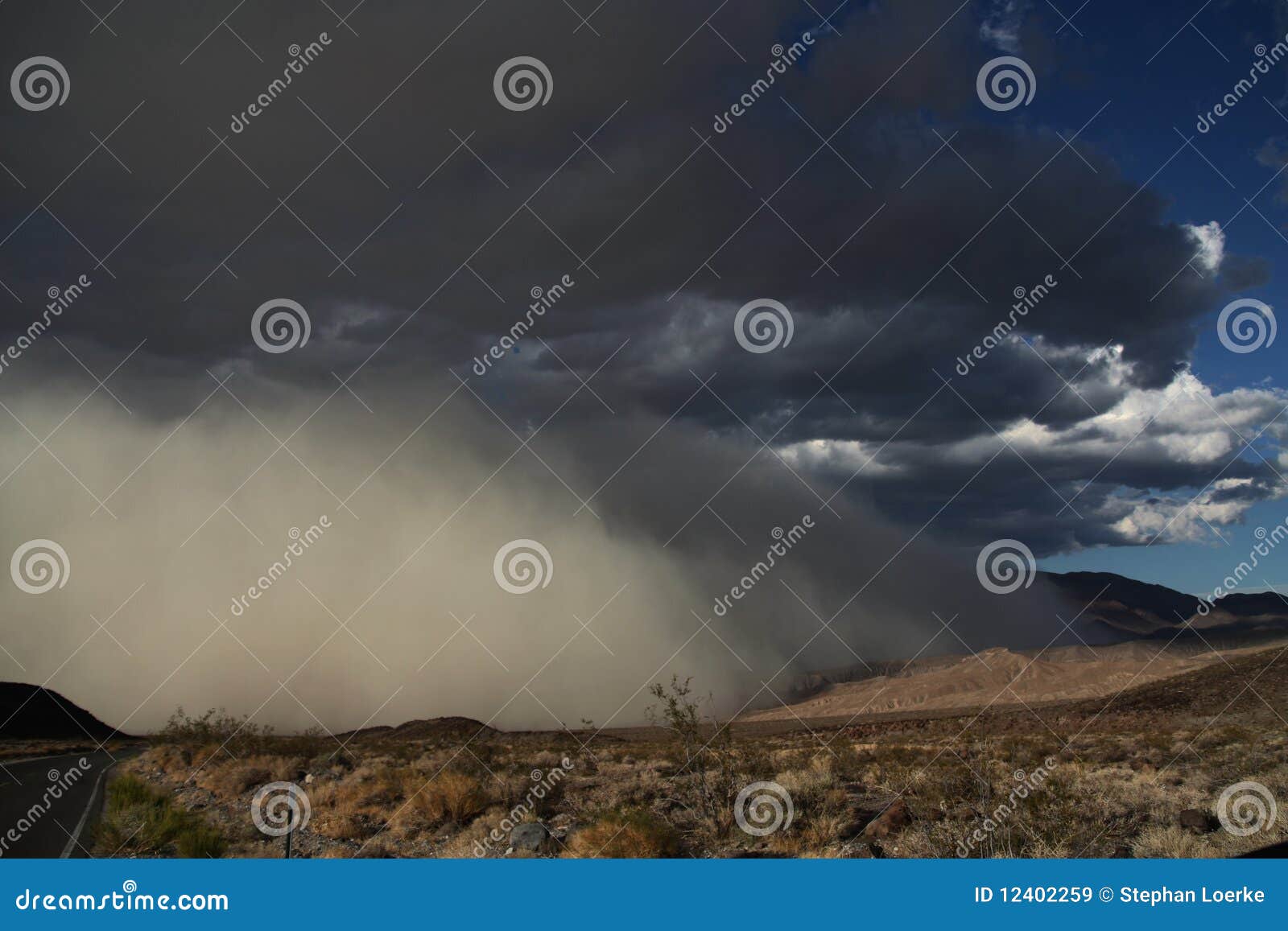 Sandstorm is coming stock image. Image of storm, landscapes - 12402259
