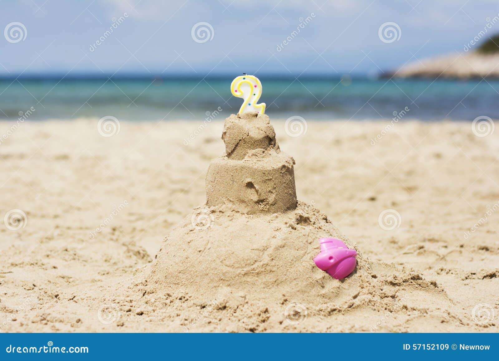 Sandy cake on a beach stock image. Image of delicious - 57152109