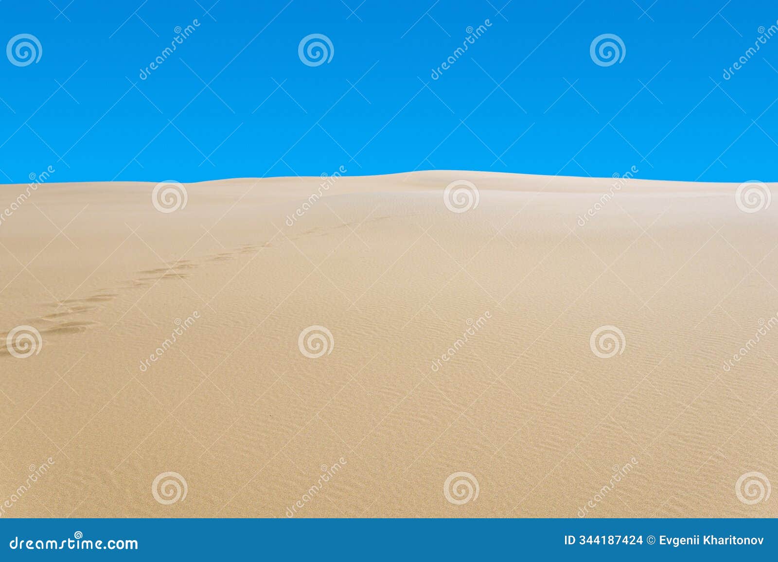 Sandy Desert with Disappearing Human Footprints Stock Photo - Image of ...
