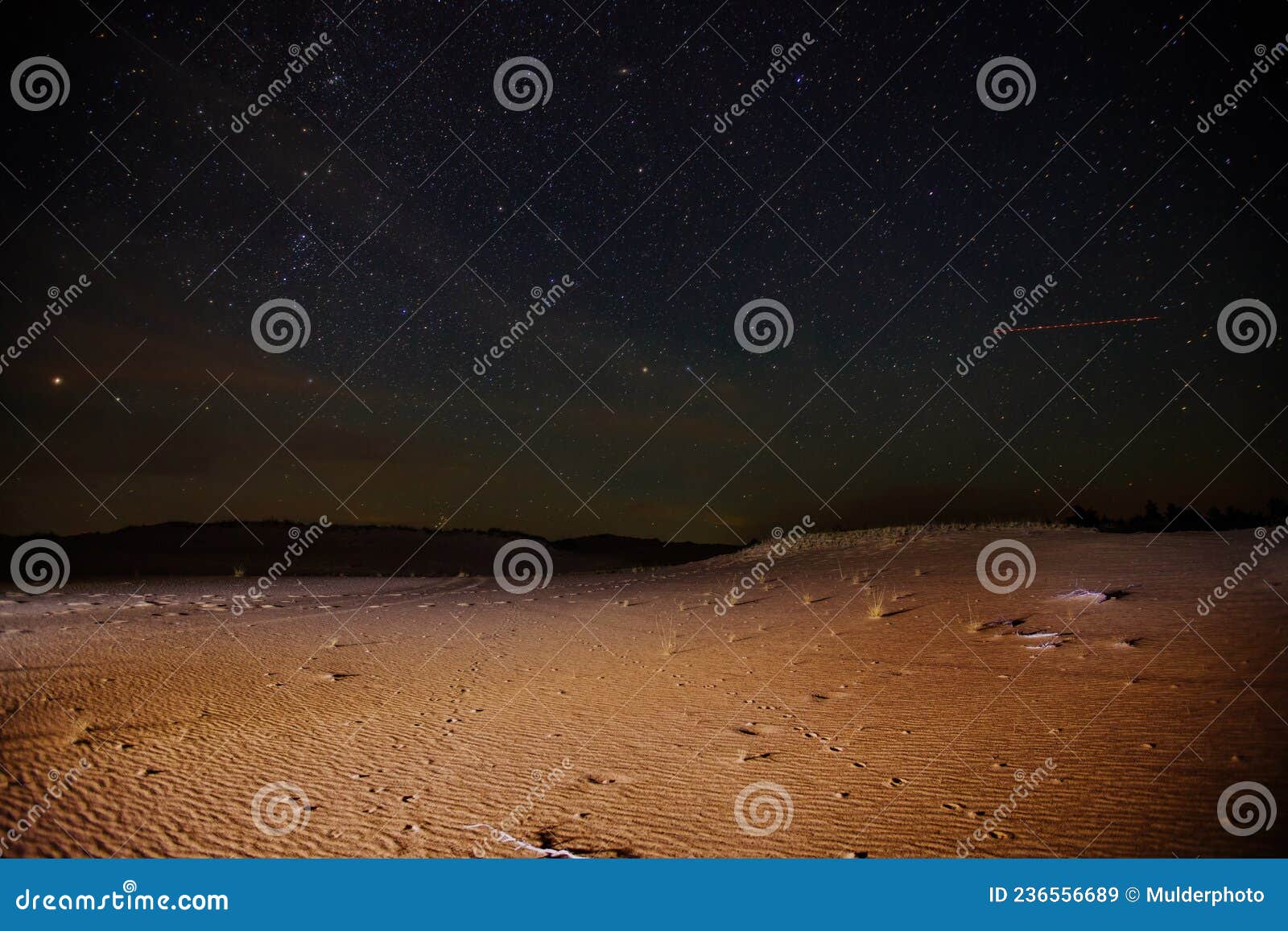 The Sandy Desert Landscape at Starry Night Stock Image - Image of ...