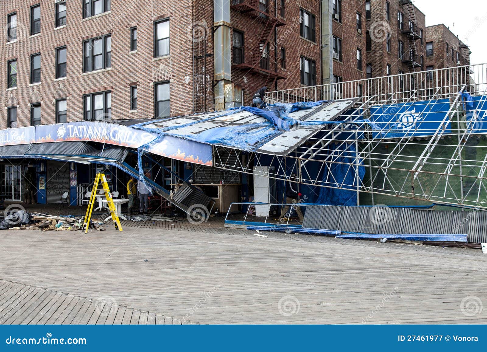 Sandy s aftermath editorial photography. Image of workers - 27461977