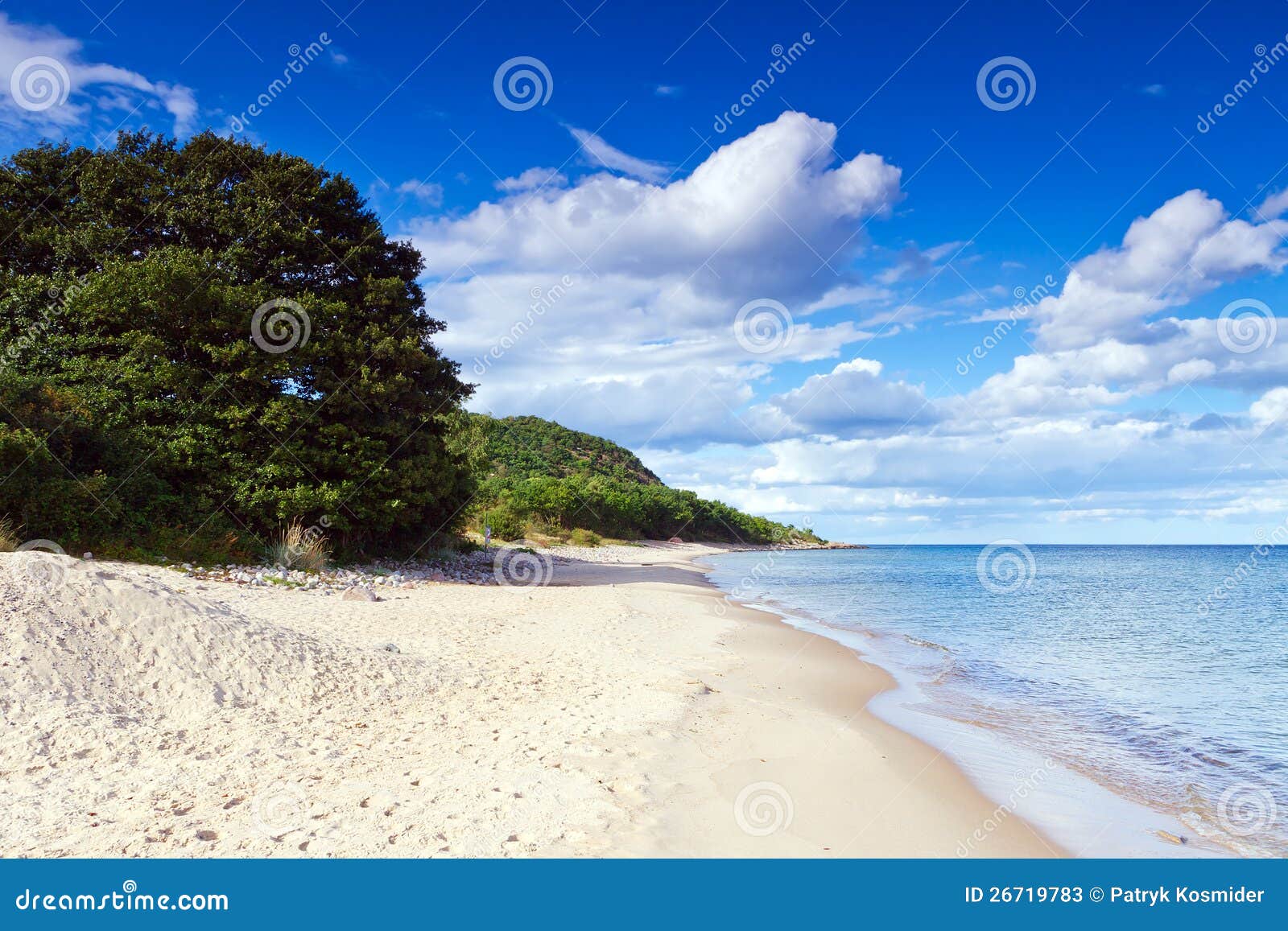 Sandy-Strand Ofr Ostsee in Schweden Stockbild - Bild von grün, ruhe ...