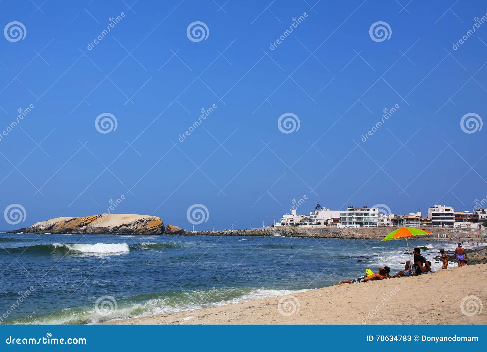 Sandy-Strand Von Punta Hermosa in Peru Redaktionelles Stockfoto - Bild ...