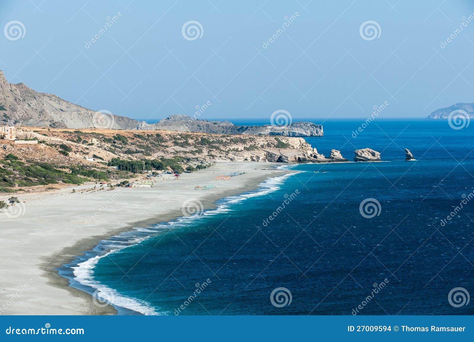 Sandy-Strand Von Trio-PETRA/von Kreta Stockfoto - Bild von sommer ...
