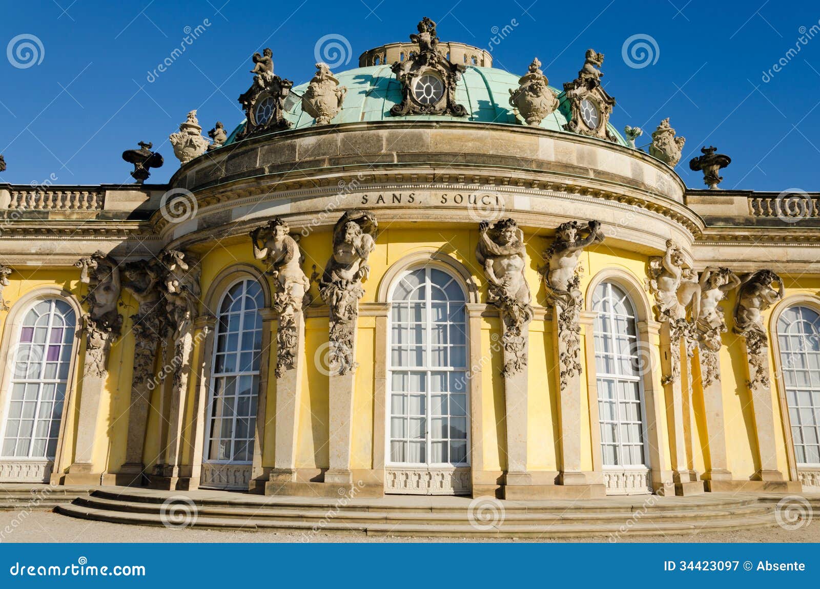 Sans Souci photographie éditorial. Image du palais, repères - 34423097