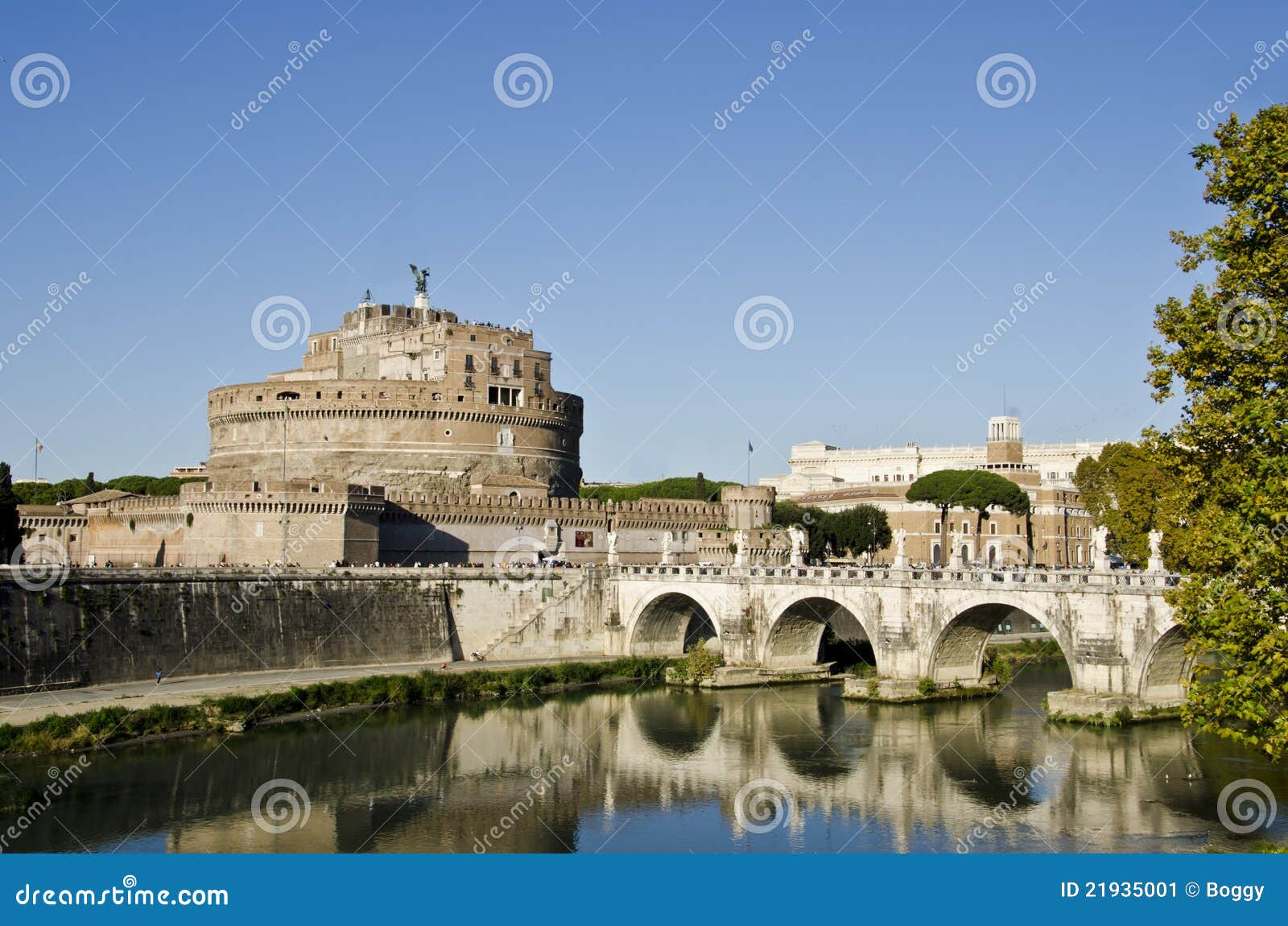 Sant Angelo Castle in Rome stock image. Image of decor - 21935001