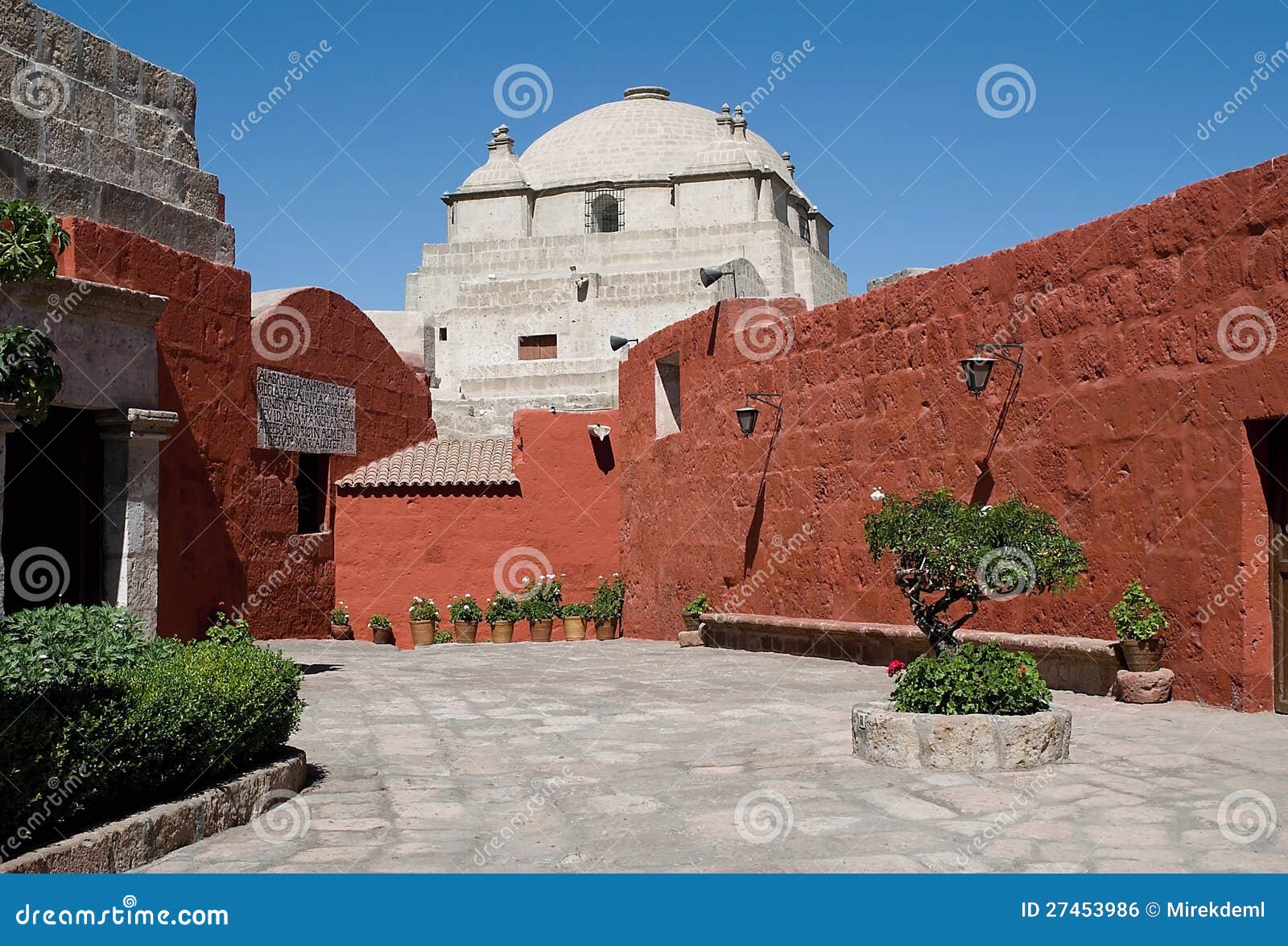 Santa Catalina Monastery, Arequipa, Peru Stock Photo - Image of flower ...