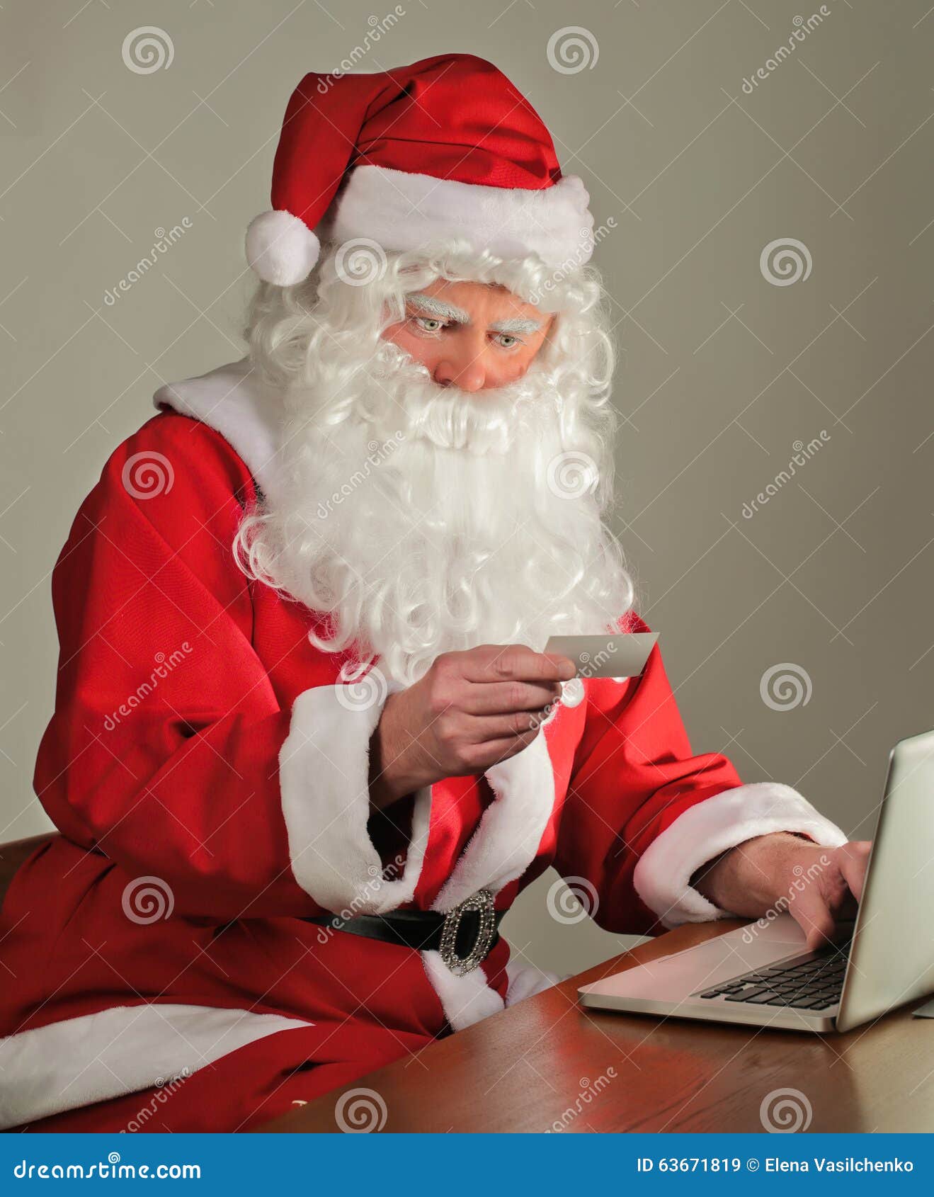Santa Claus and the Computer Stock Image - Image of computer, emotion ...