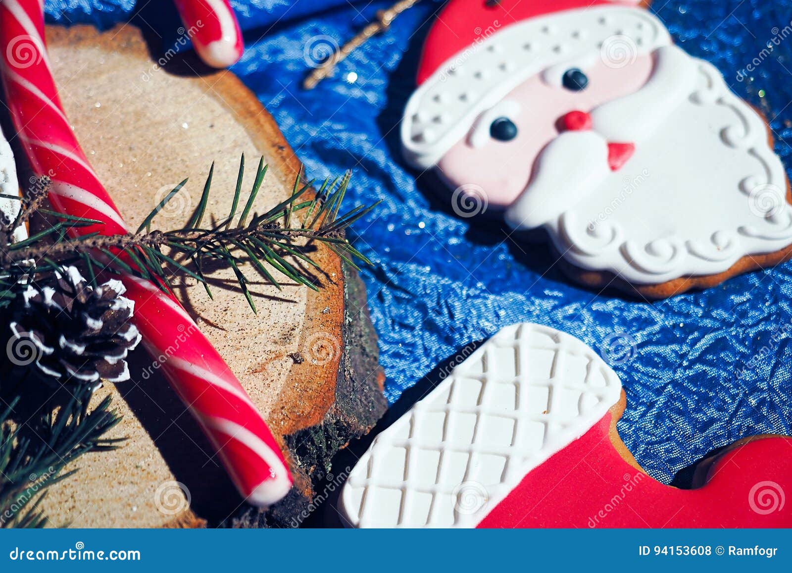 Santa Claus Gingerbread Man Stock Photo - Image of concept, candy: 94153608