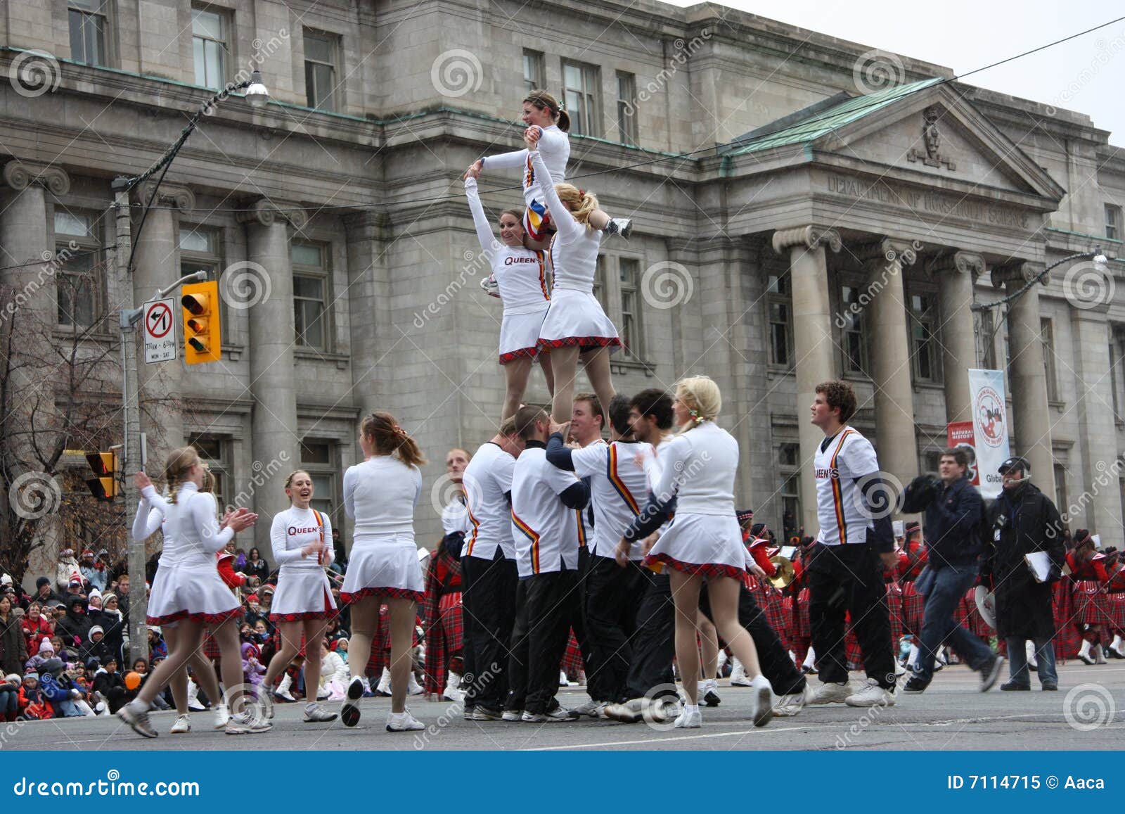 The Santa Claus Parade 2008 Editorial Image - Image of claus ...