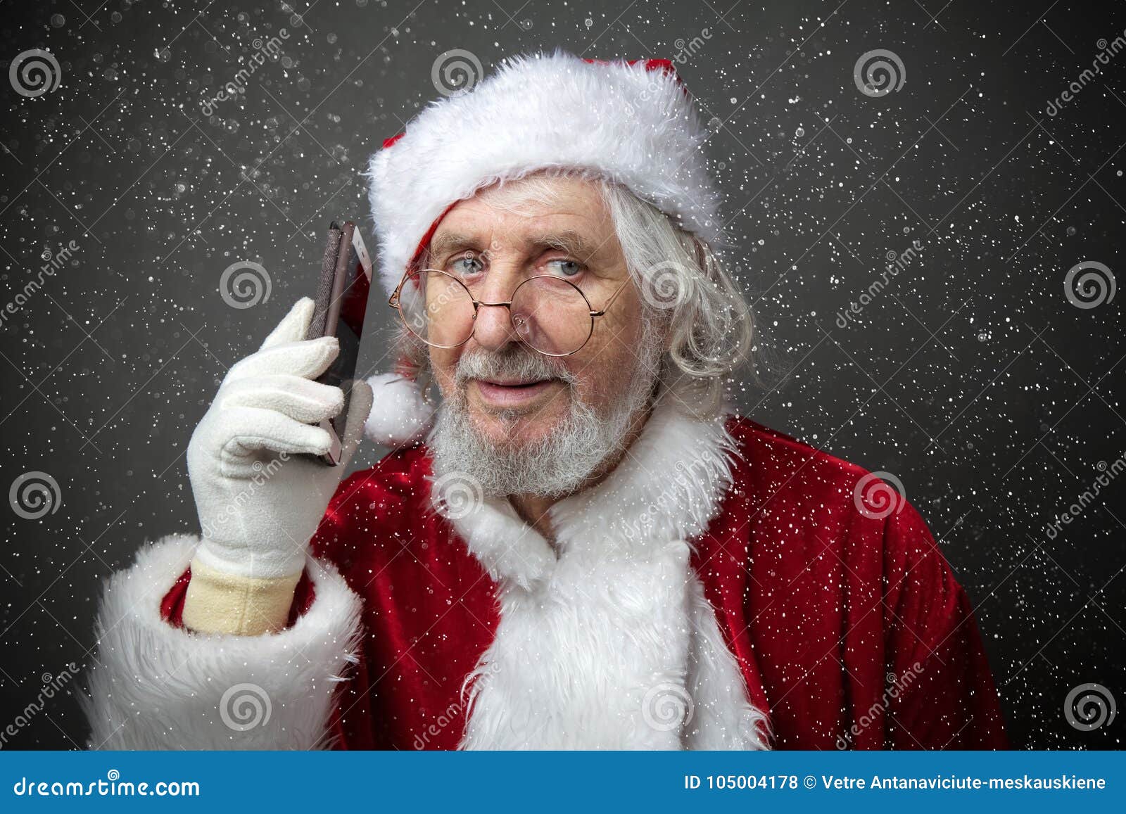 Santa Claus Using Smartphone - Calling Phone or Texting a Message Stock ...