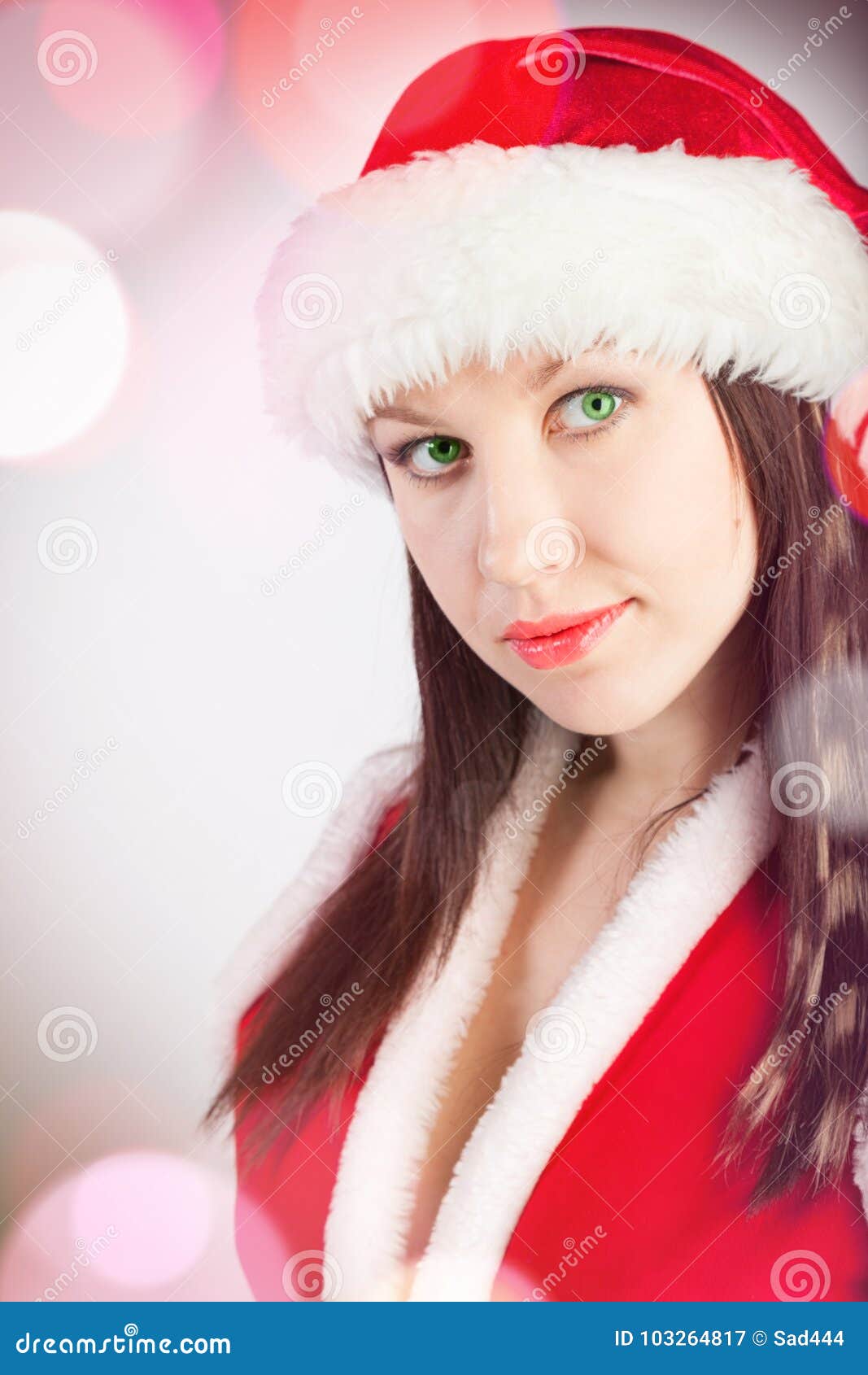 Santa Girl imagen de archivo. Imagen de atractivo, feliz - 103264817