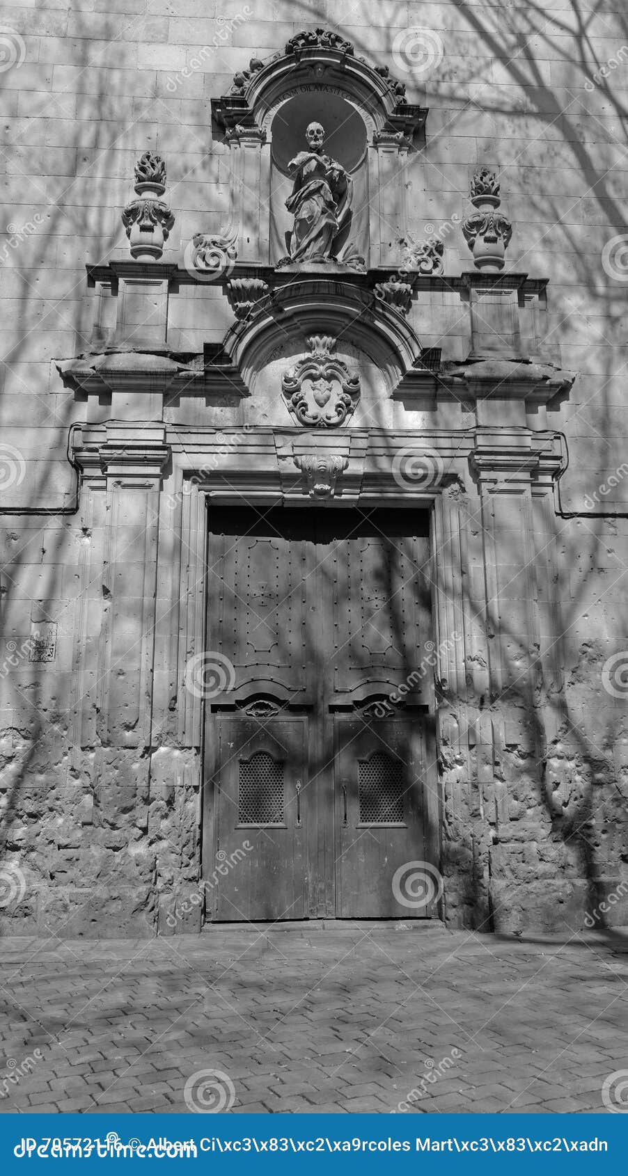 Santa Maria and the Rosette Stock Photo - Image of internal, structural ...