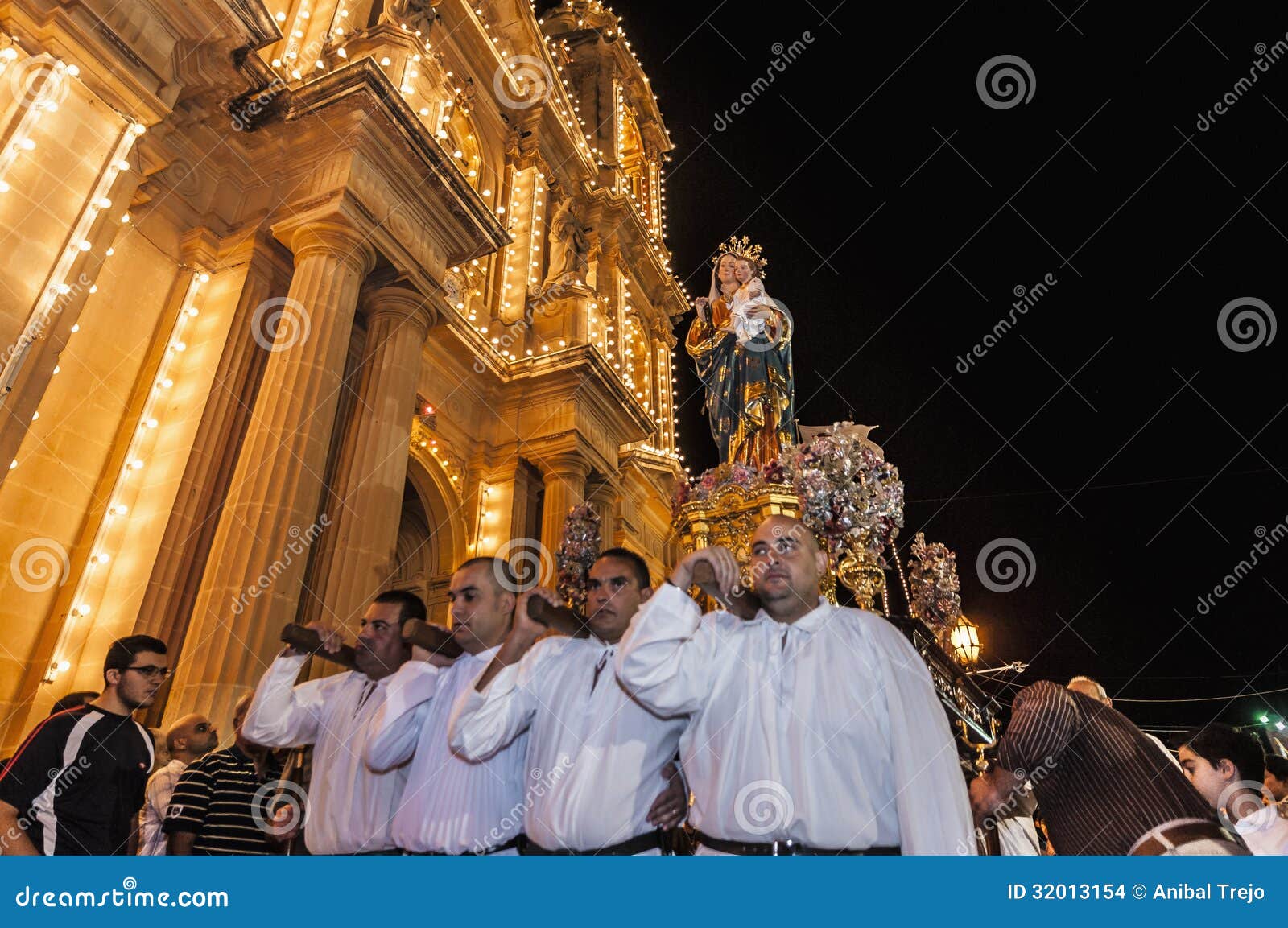 Santa Marija Assunta Procession I Gudja, Malta. Redaktionell ...