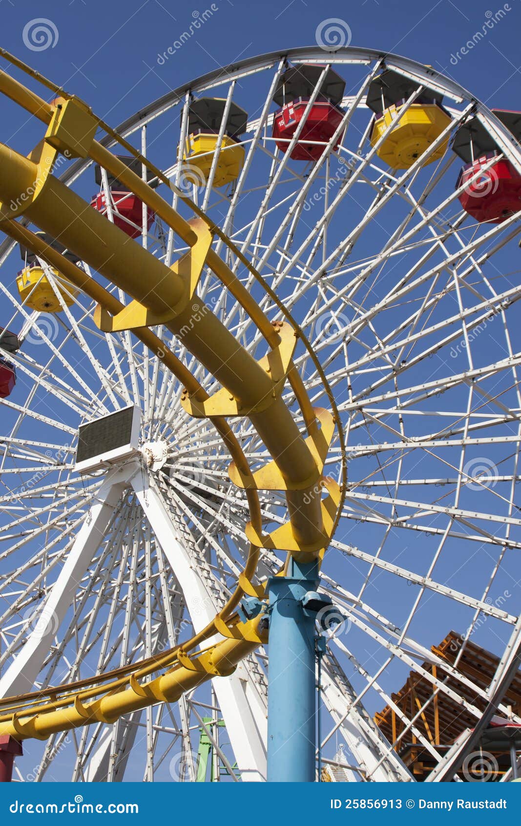 Santa Monica Pier Carnival Amusement Thrill Rides Editorial Stock Photo ...