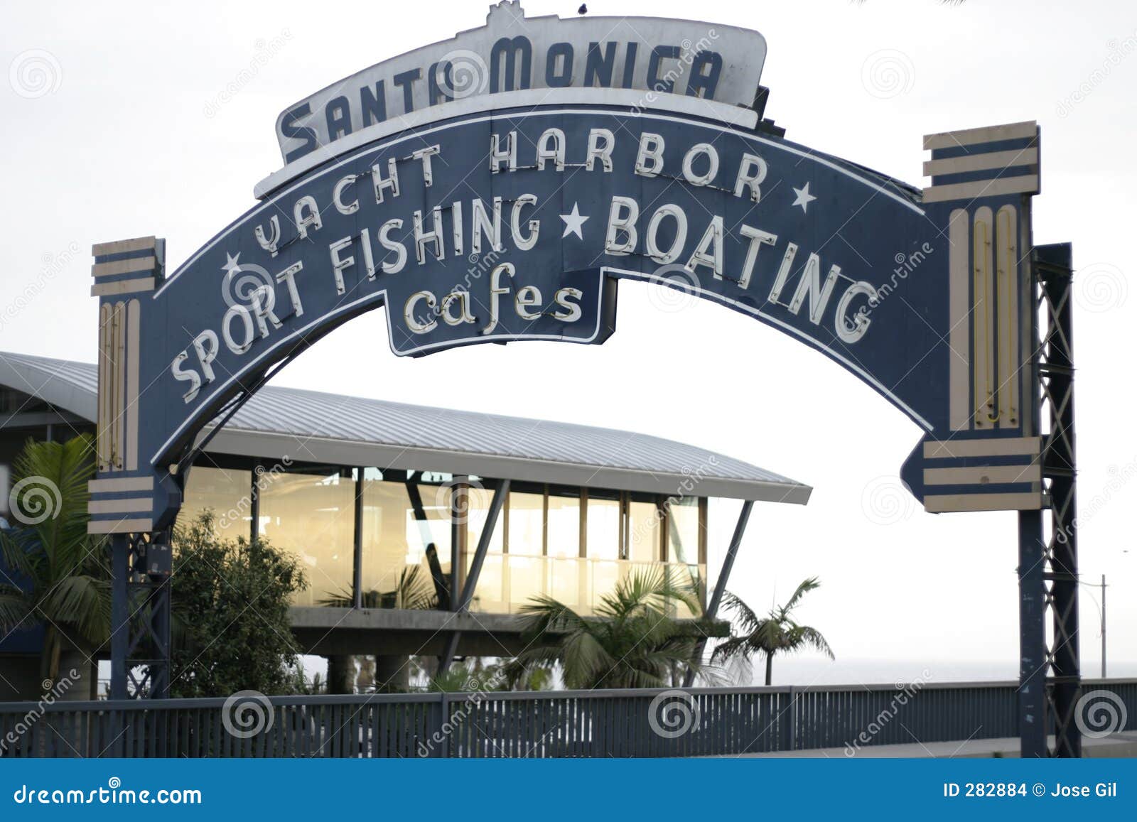 Santa Monica Pier Sign Day editorial stock image. Image of pacific - 282884