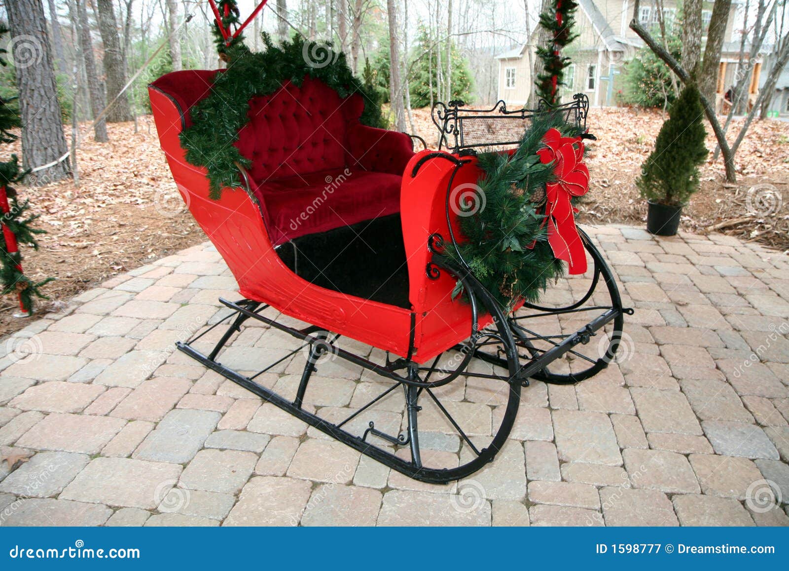 Santas Sleigh stock image. Image of festive, mistletoe - 1598777