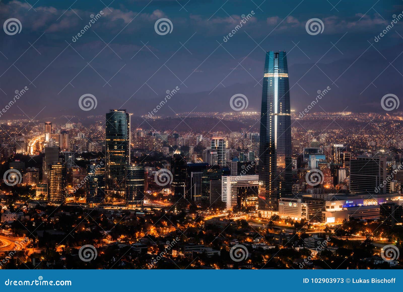 Santiago de Chile Skyline foto de archivo editorial. Imagen de fino ...