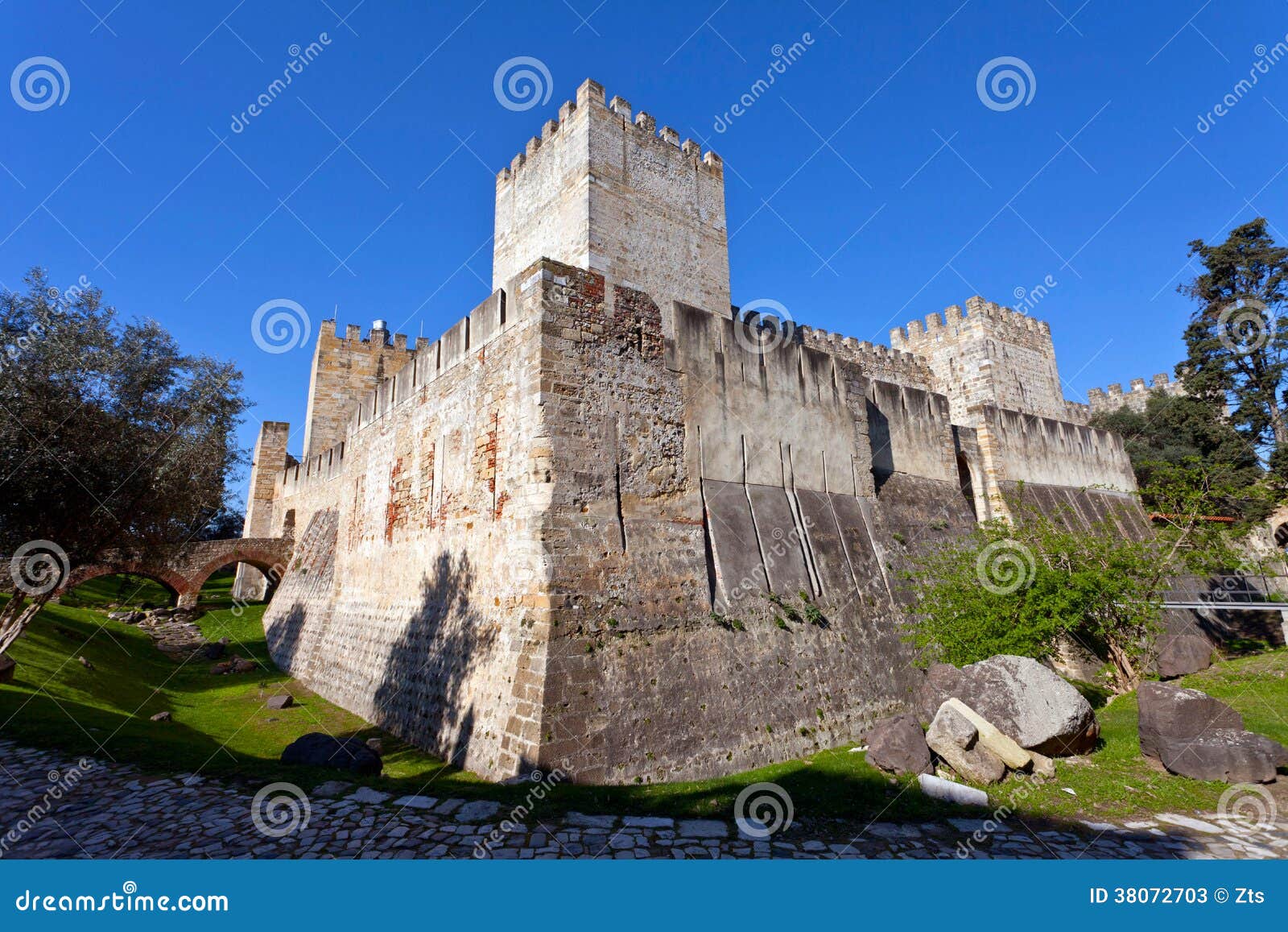 Sao Jorge Castle Lisbon St. George Stock Image - Image of building ...