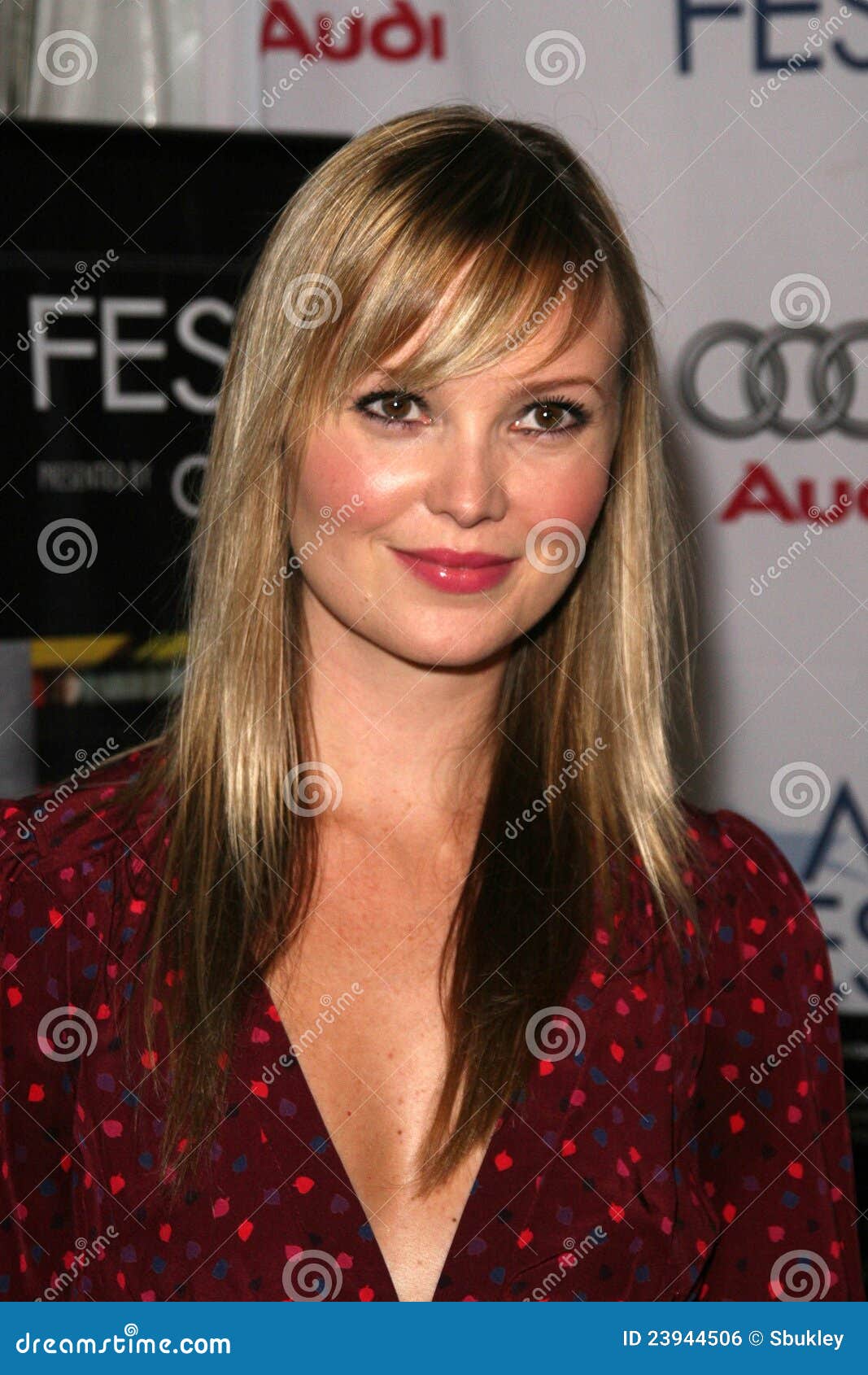 Sara Simmonds foto editorial. Imagen de sara, simmonios - 23944506