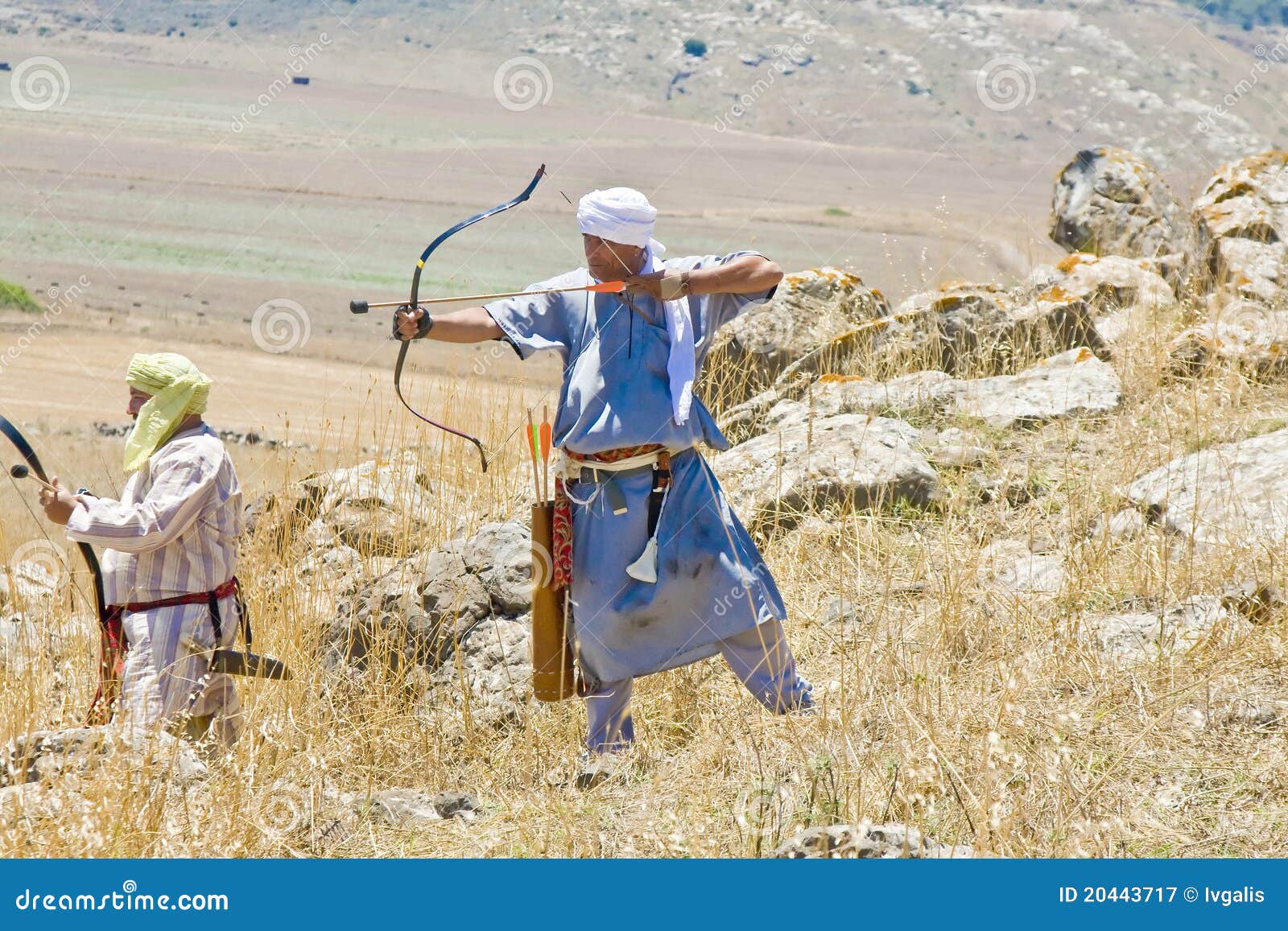 Saracen aiming with a bow editorial photography. Image of arrow - 20443717