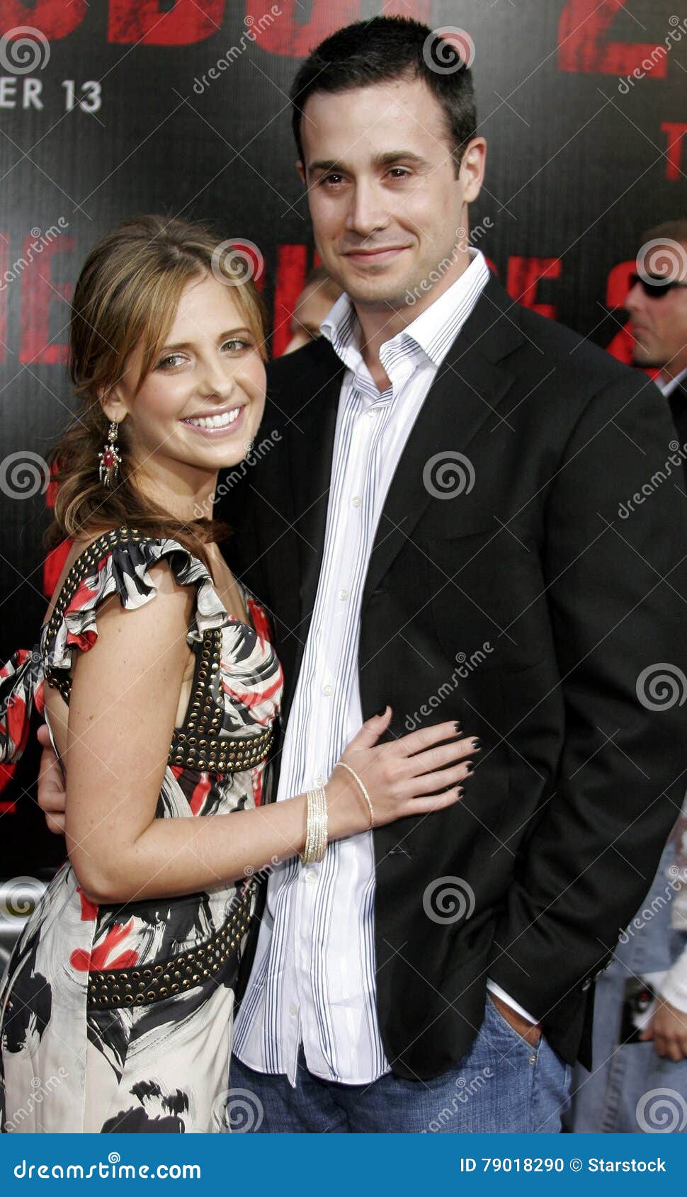 Sarah Michelle Gellar E Freddie Prinze Jr Imagem Editorial - Imagem de ...