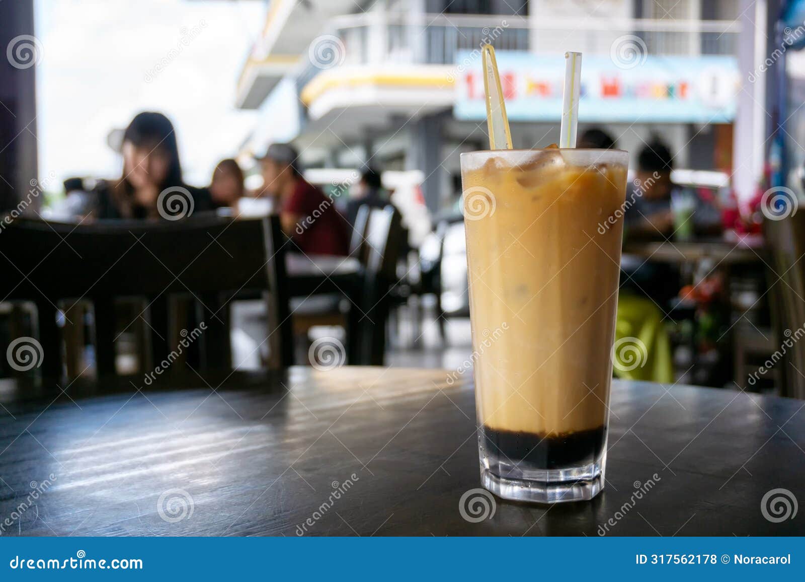 Sarawak Three-Layer Milk Iced Tea Teh C Peng Special Stock Photo ...
