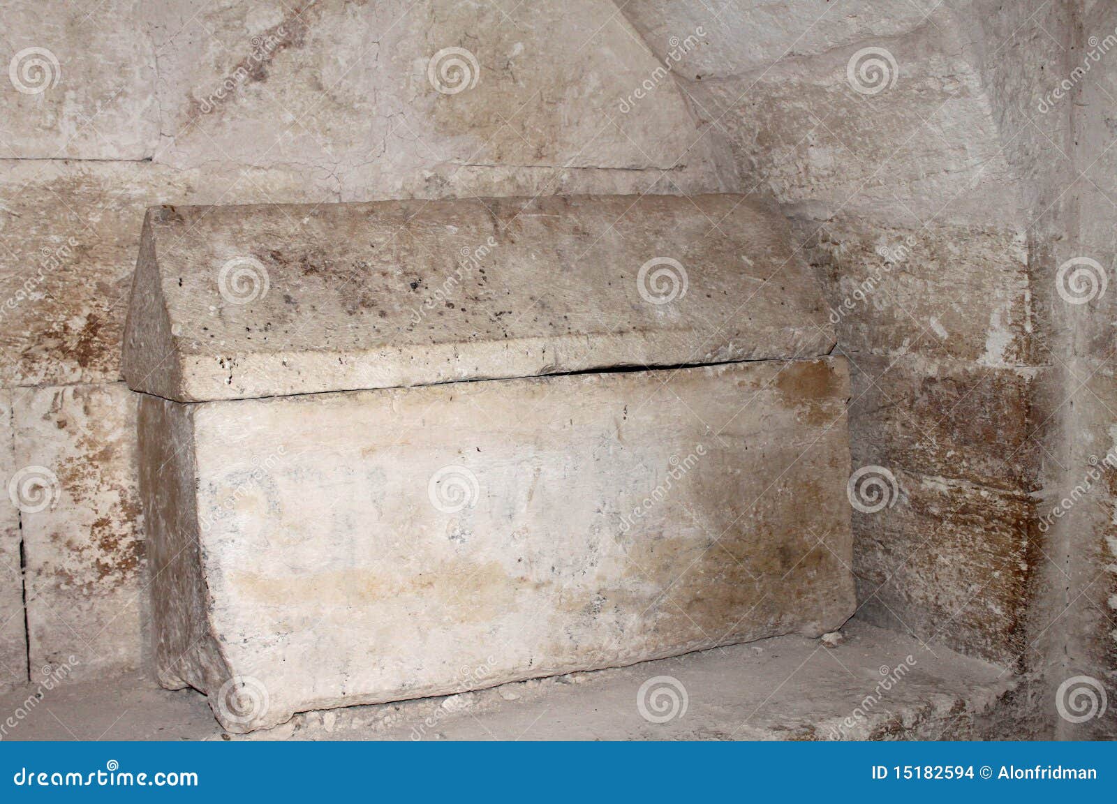 Sarcophagus stock photo. Image of grave, bury, mortuary - 15182594