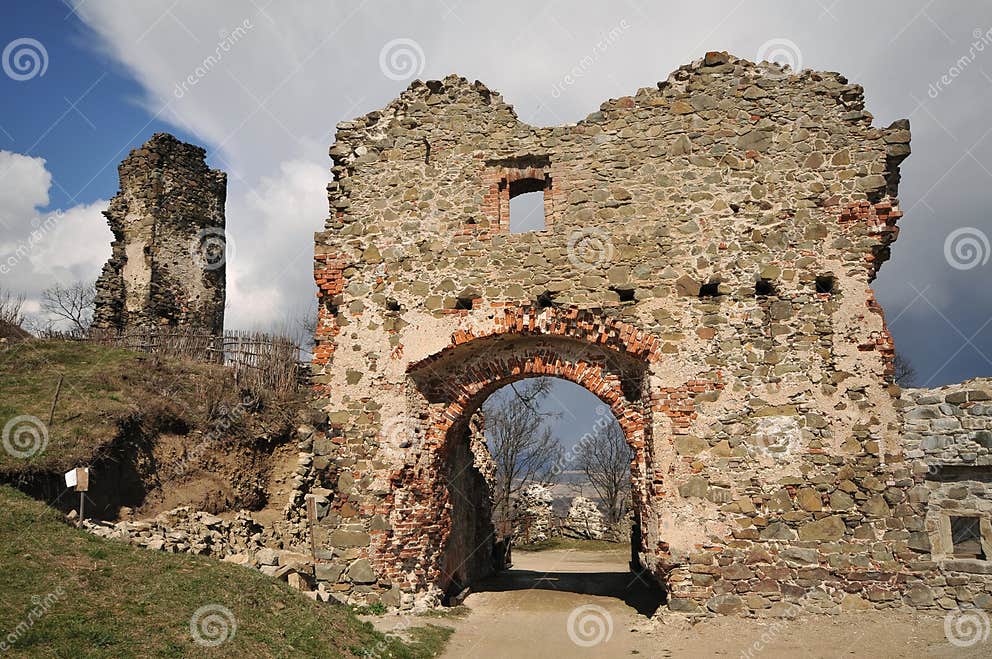 Saris castle stock photo. Image of gate, hilltop, perimeter - 61795104