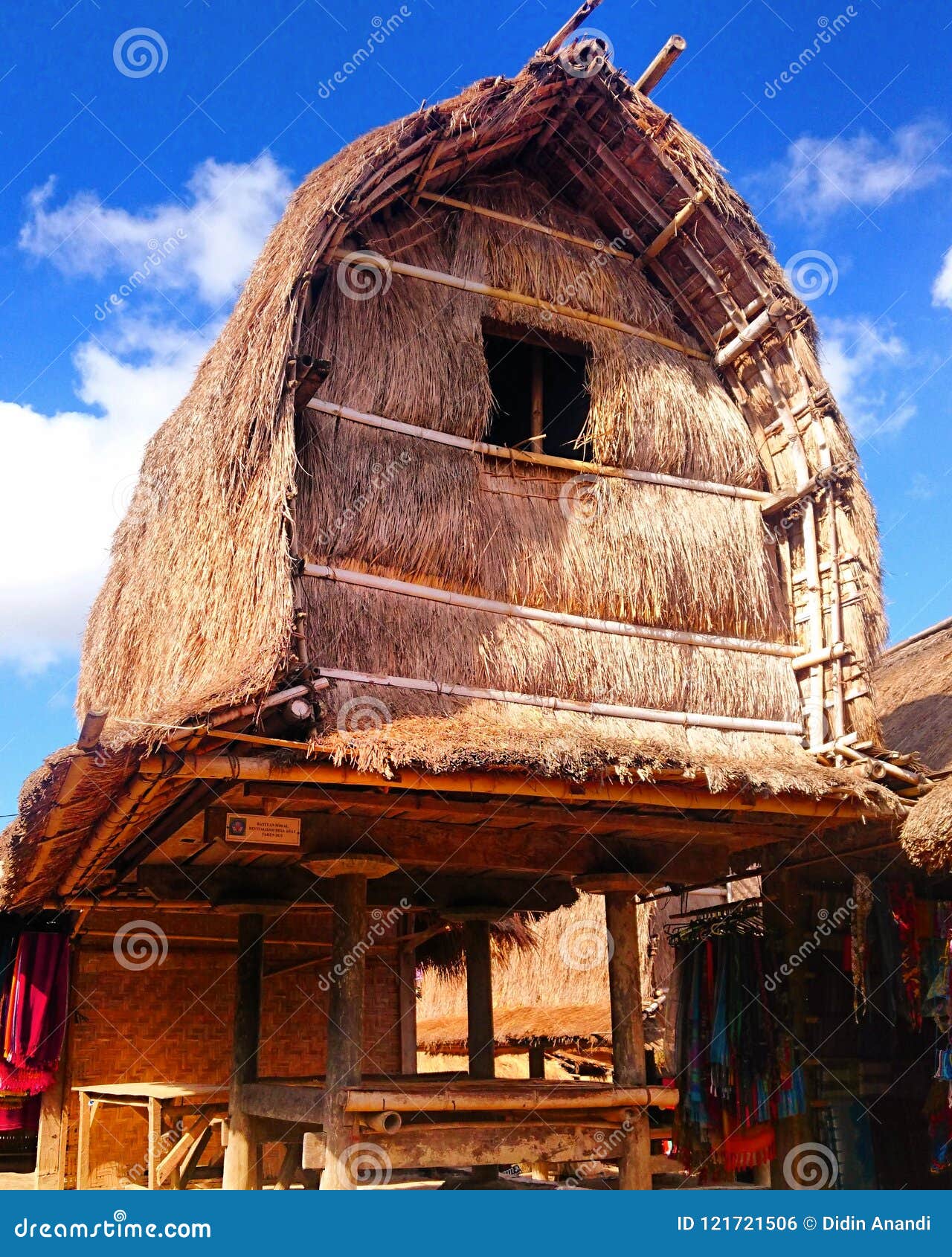 Sasak rice barn editorial photo. Image of sasak, harvest - 121721506