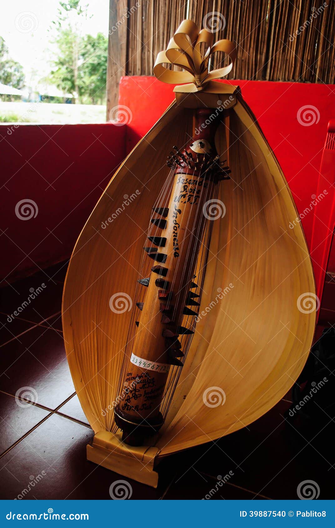 Sasando Stock Photos - Free & Royalty-Free Stock Foton från Dreamstime
