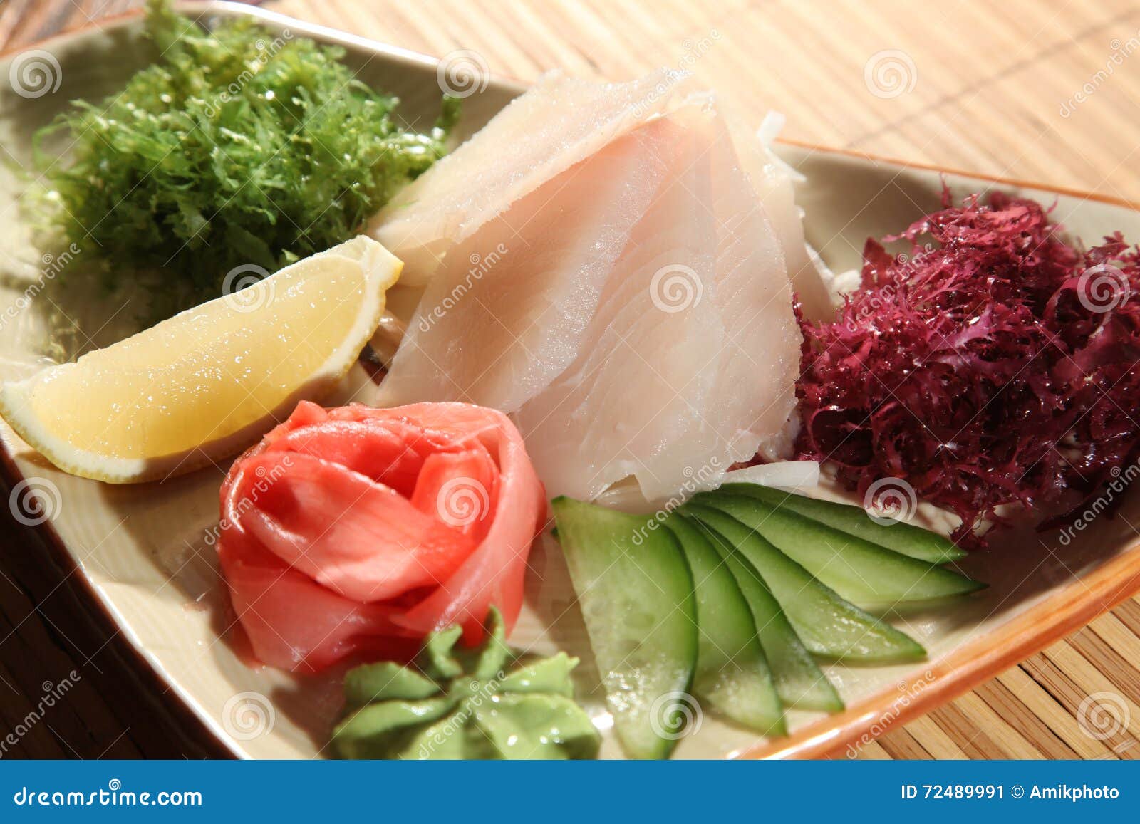 The Sashimi with Seaweed and Lemon Stock Image - Image of asian, lunch ...
