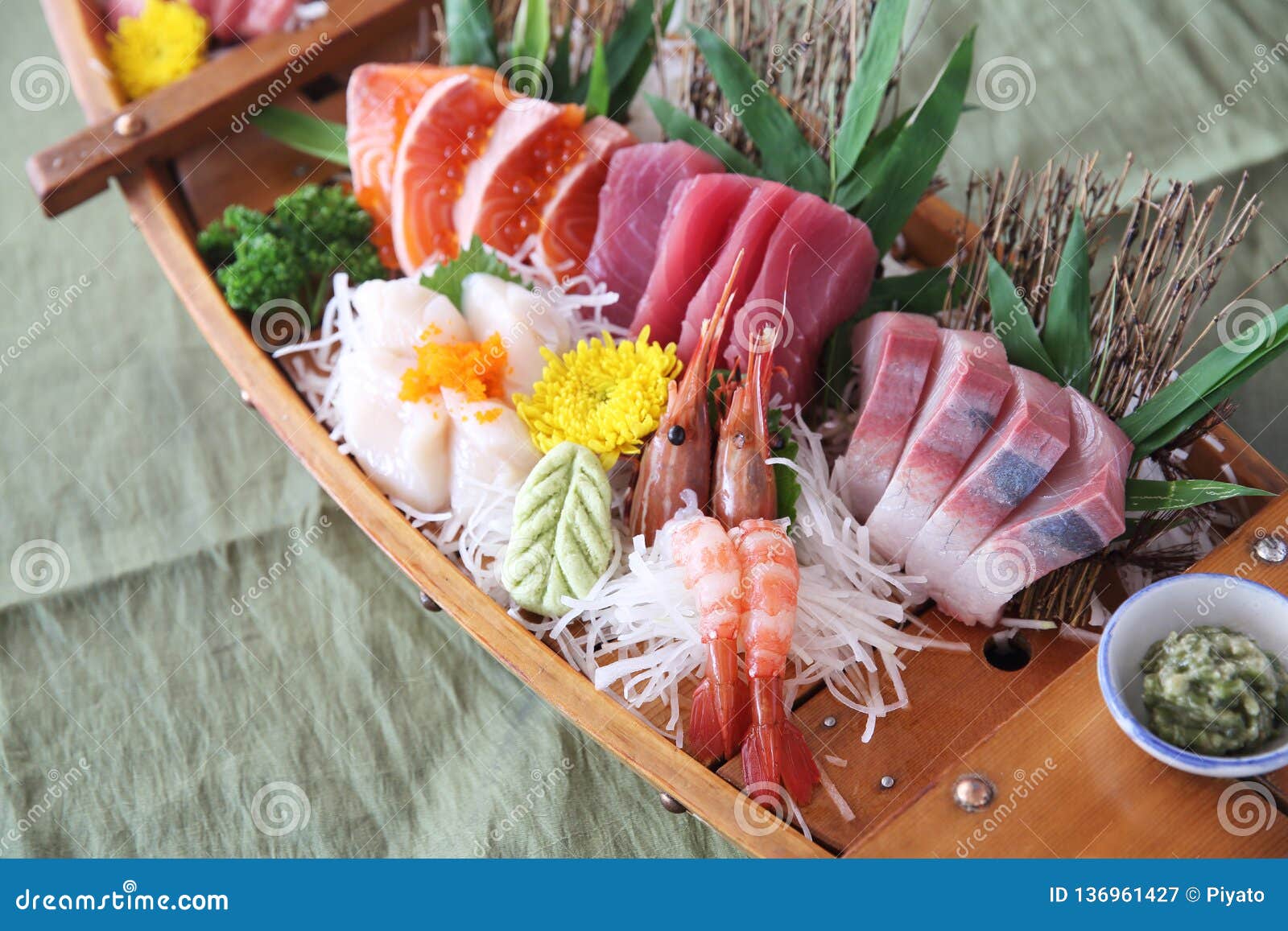 Sashimi set on wooden boat stock image. Image of delicious - 136961427