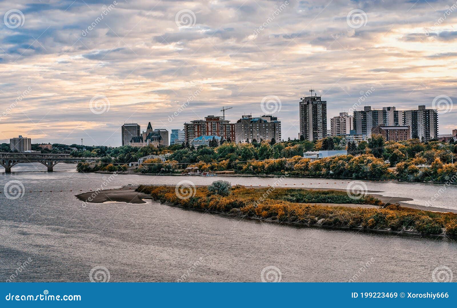 Saskatoon Bridge Fall Season Downtown Stock Image - Image of orange ...