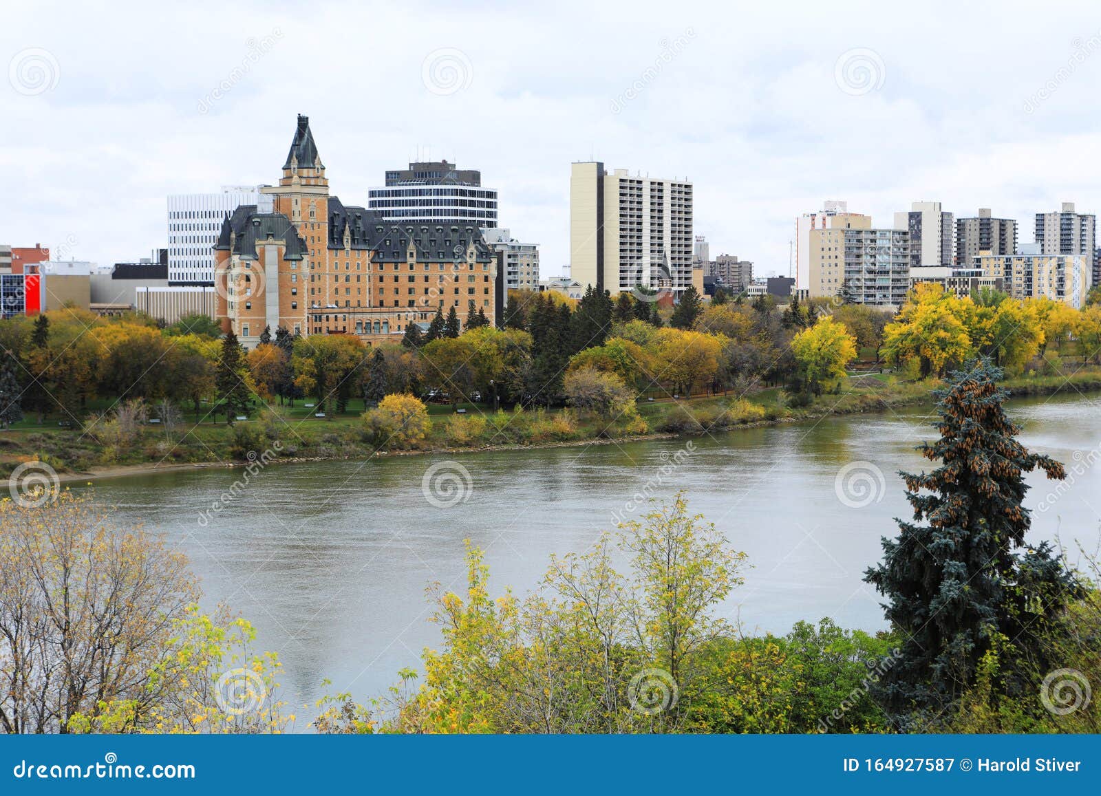 Saskatoon, Canada Skyline Over River Stock Image - Image of riverbank ...