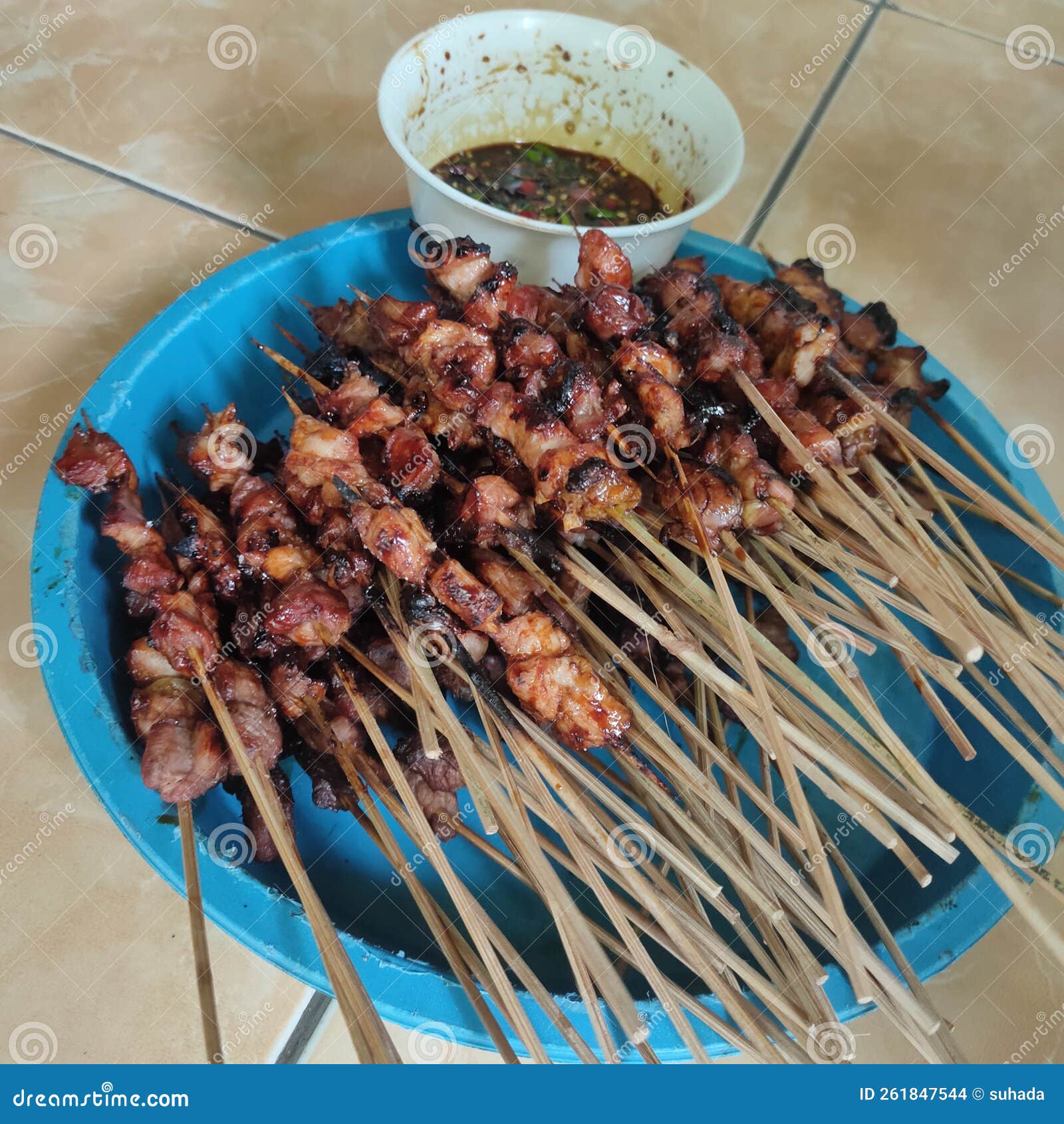 Sate Madura Satay Madura Is A Chicken Satay Served With A Lontong ...